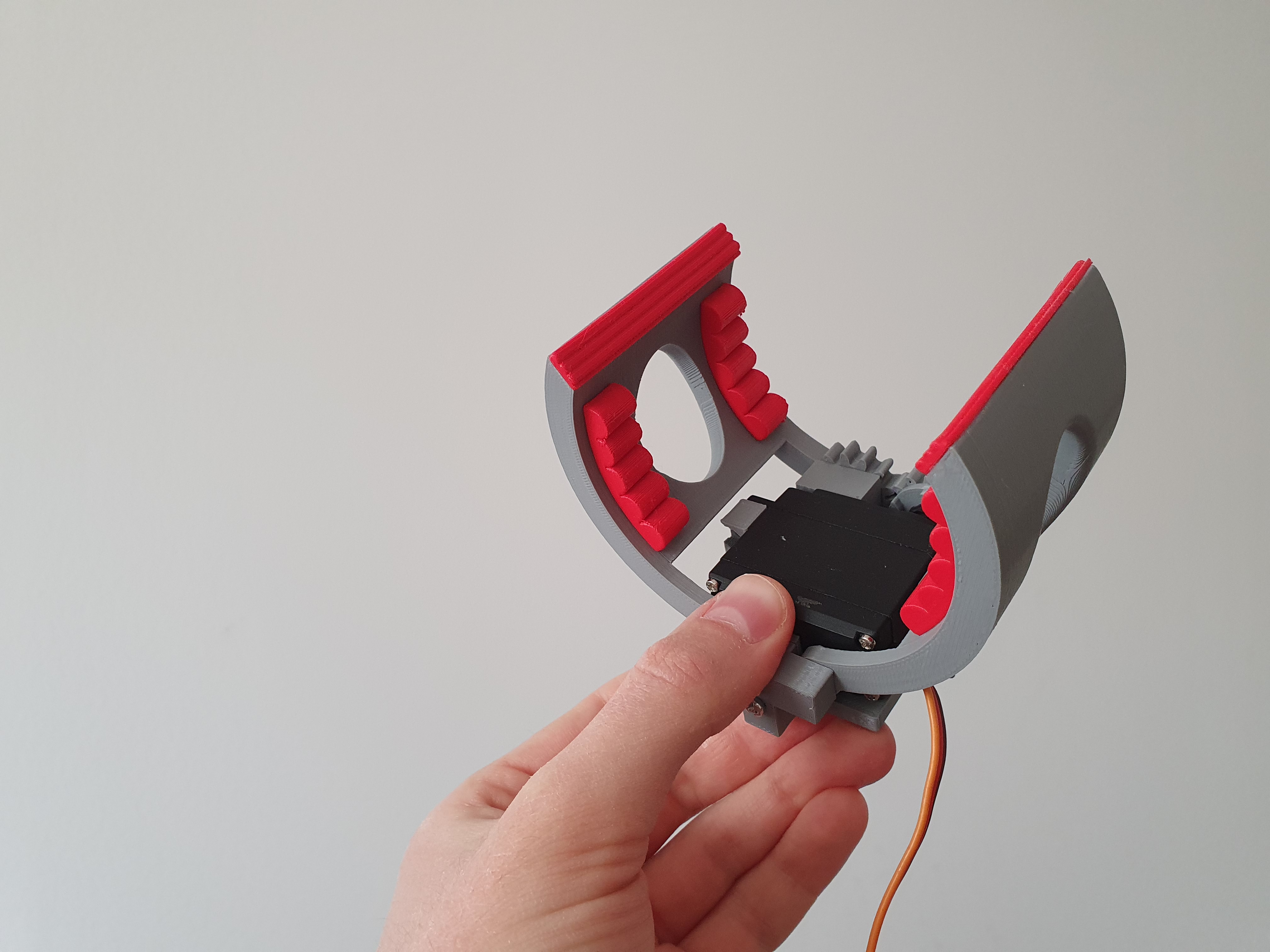 Robot Gripper by Lovro Jančić | Download free STL model | Printables.com