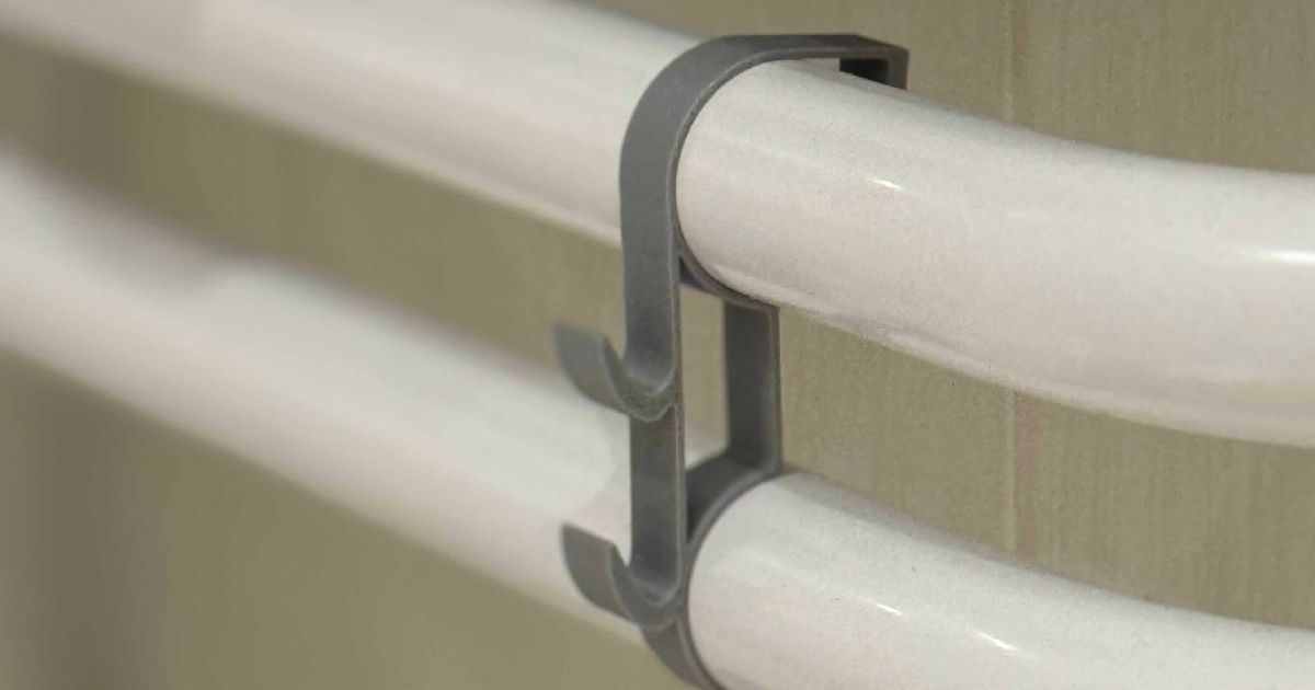 Bathroom radiator hanger by soks! | Download free STL model ...