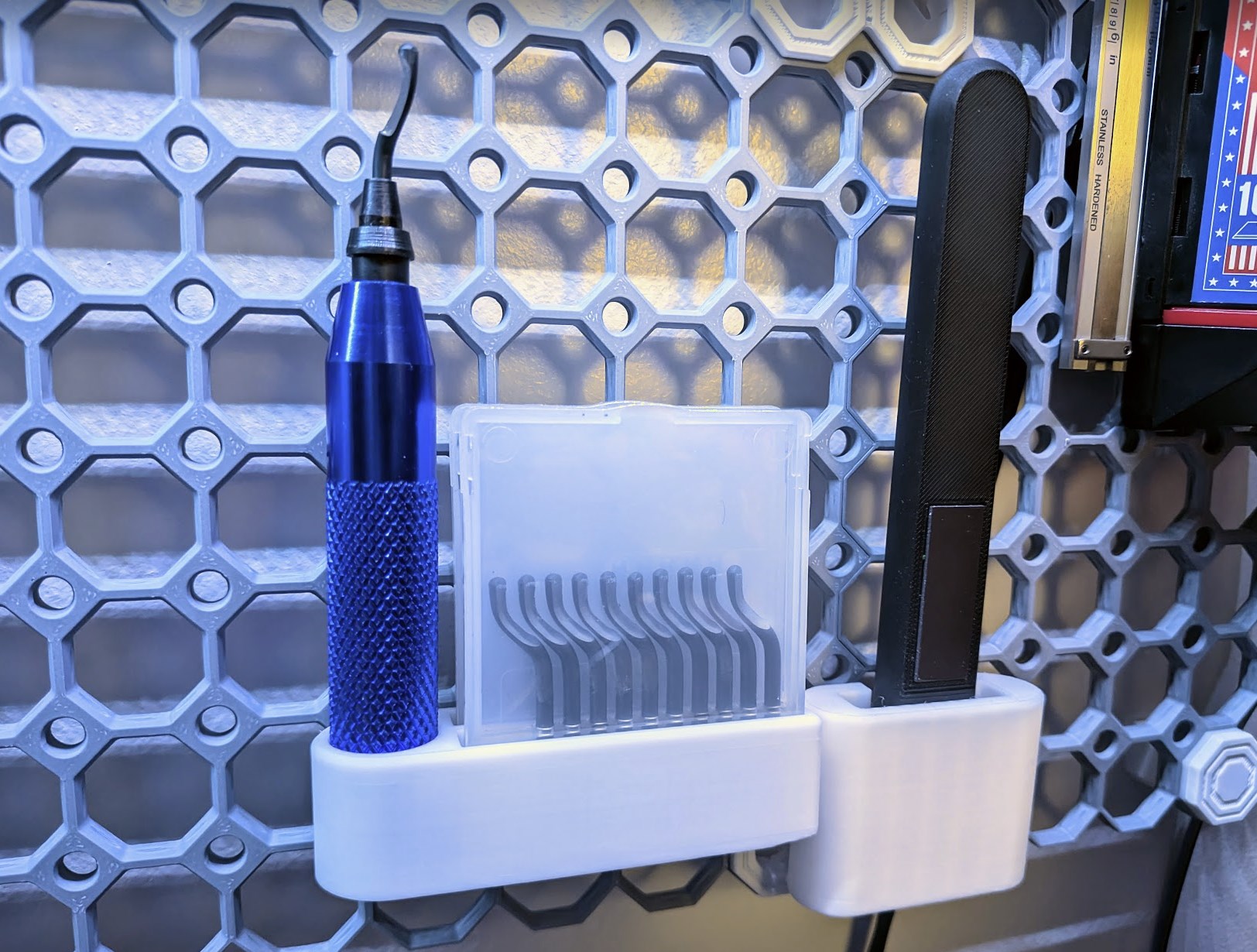Deburring Tool and Blade Holder for Multiboard by JoKneeMo | Download ...