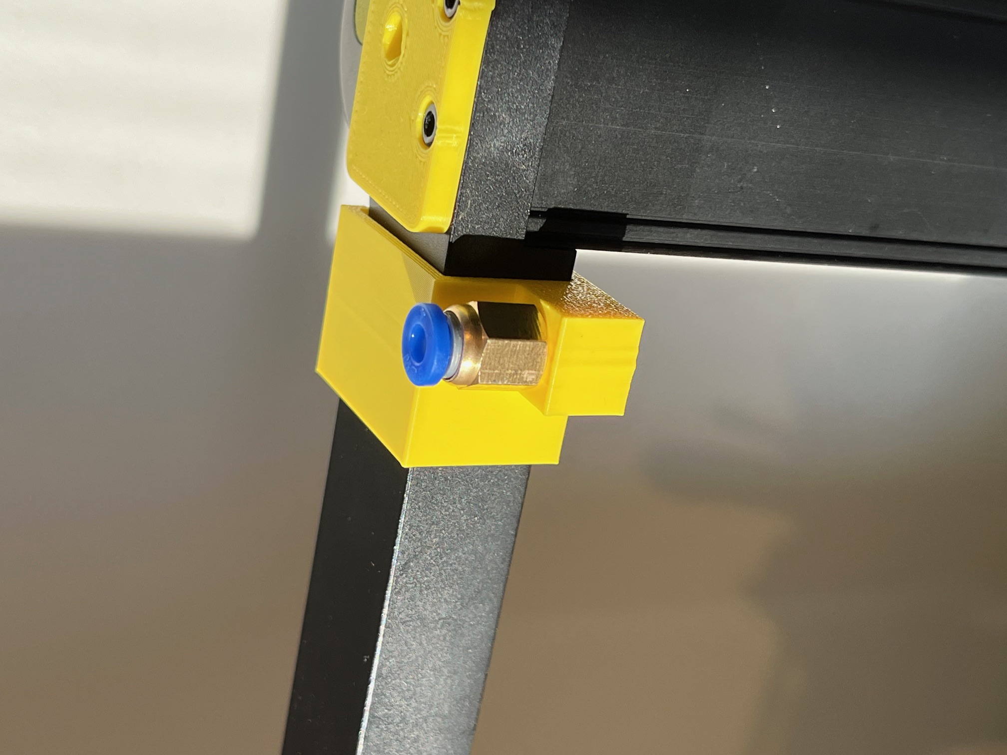 Ender 3 V3 SE Filament Guide PC4-M6 by Toni H | Download free STL model ...