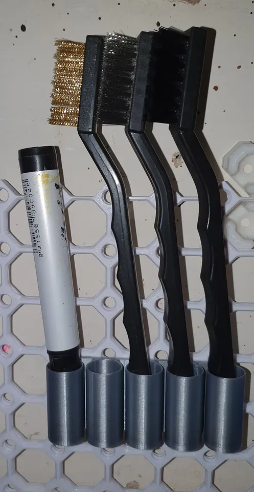 Multiboard Sharpie Holder by Francs | Download free STL model ...