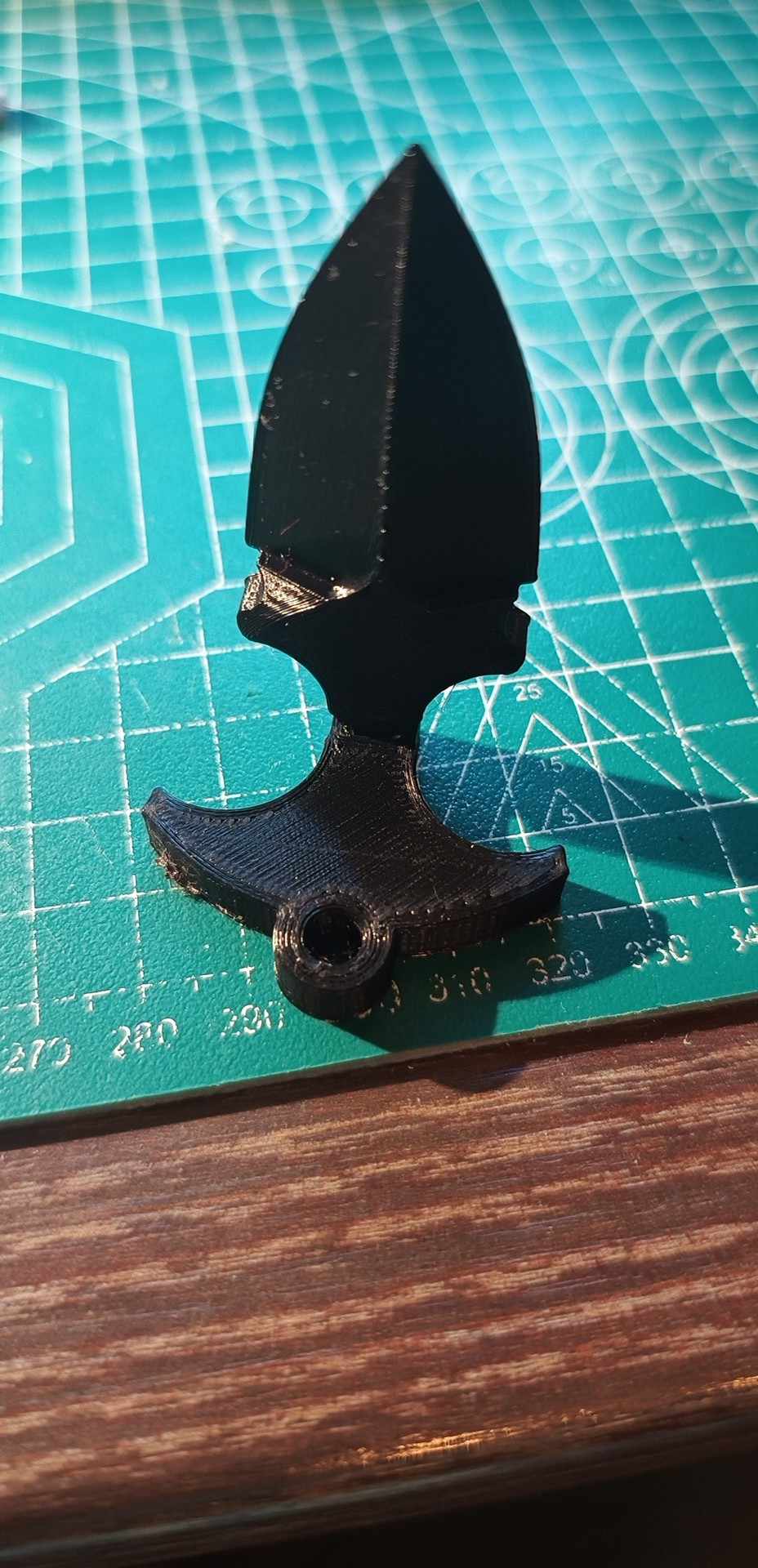 Punch knife artiliculated keychain by peter7 dsd | Download free STL ...