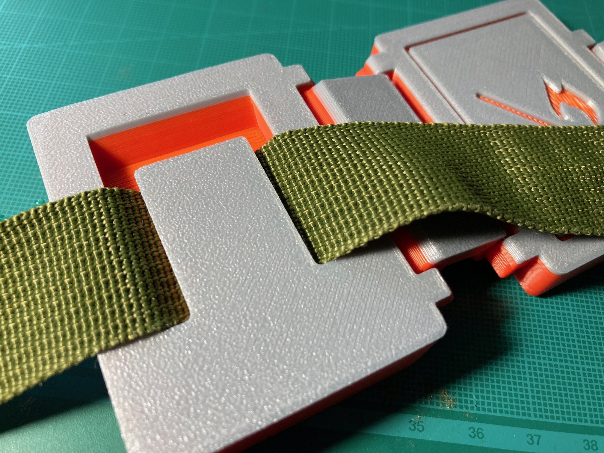 Waterproof match box case - print in place, no supports needed by Robin ...