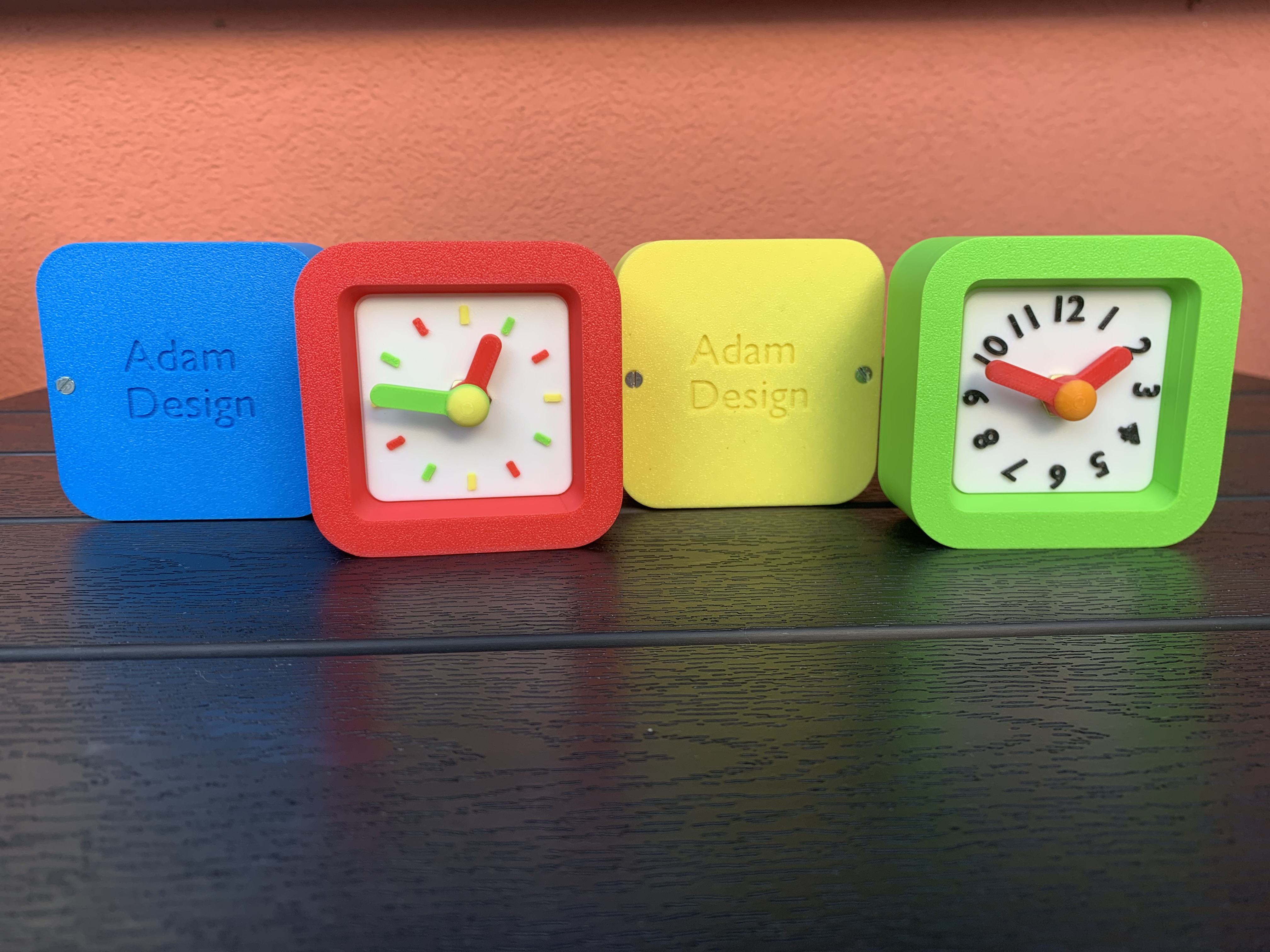 Cute table clock by Adam Design | Download free STL model | Printables.com