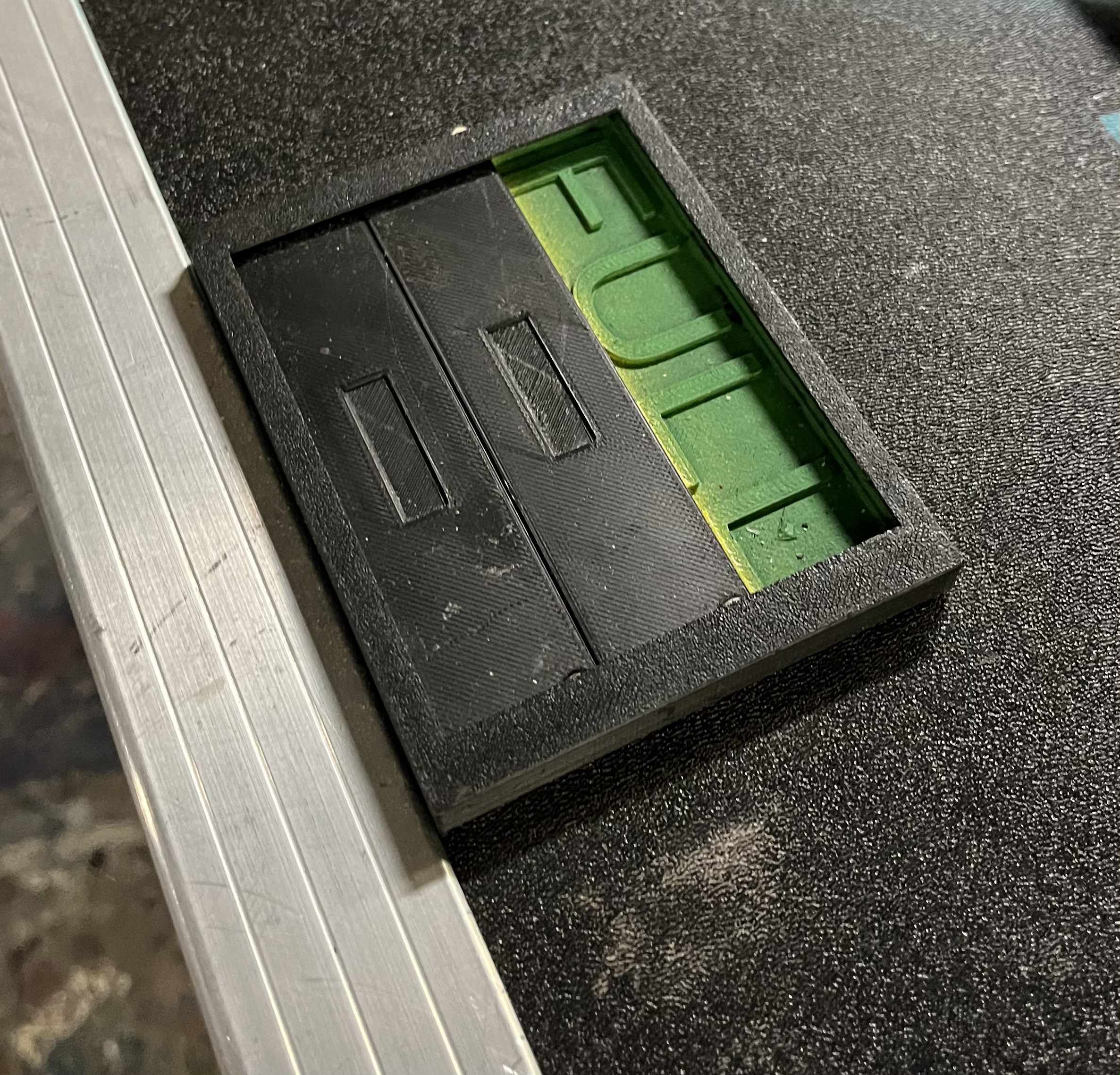 Roadcase Label/3-way label by Taylor E. Hulsey-Thomas | Download free ...