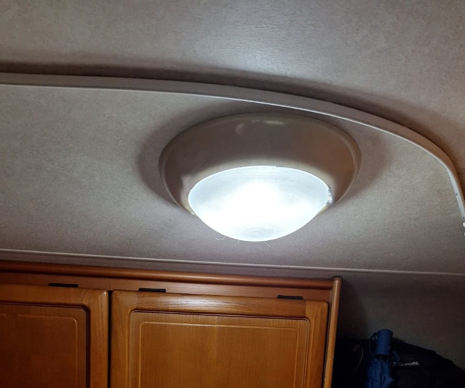 Caravan Ceiling Light/Diffuser Chandelier 178mm wide by MBLX | Download ...