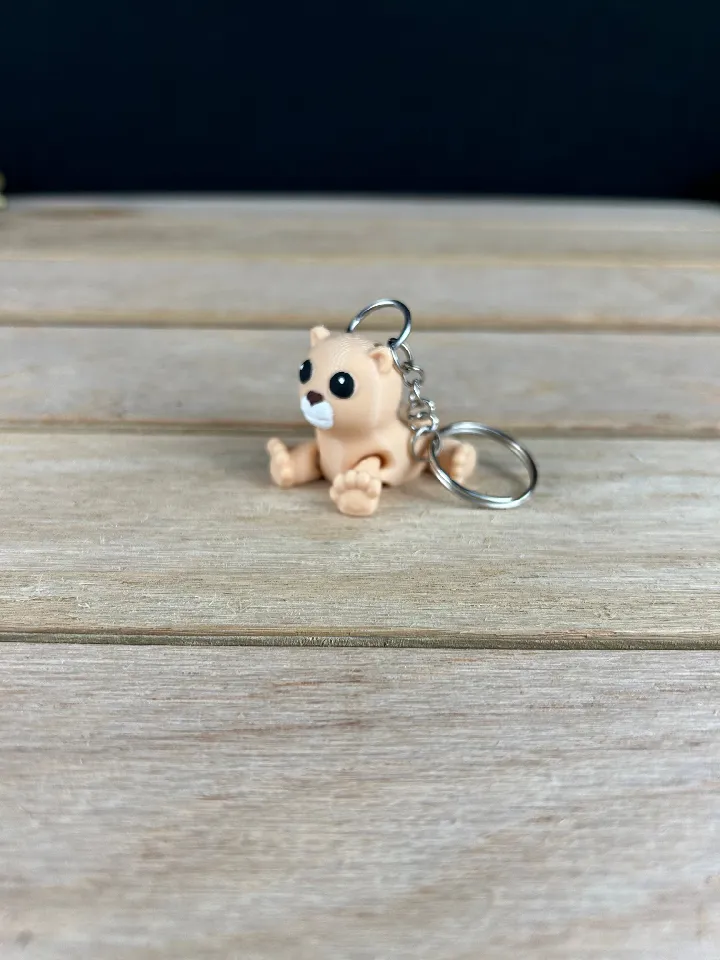 Lioness Keychain by Built_Over_Bot | Printables Store