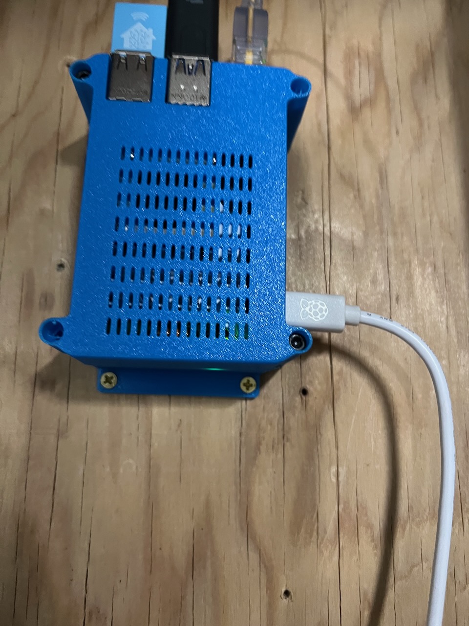 RPI 5 with NVMe HatDrive case with wall mounting holes by Becca ...