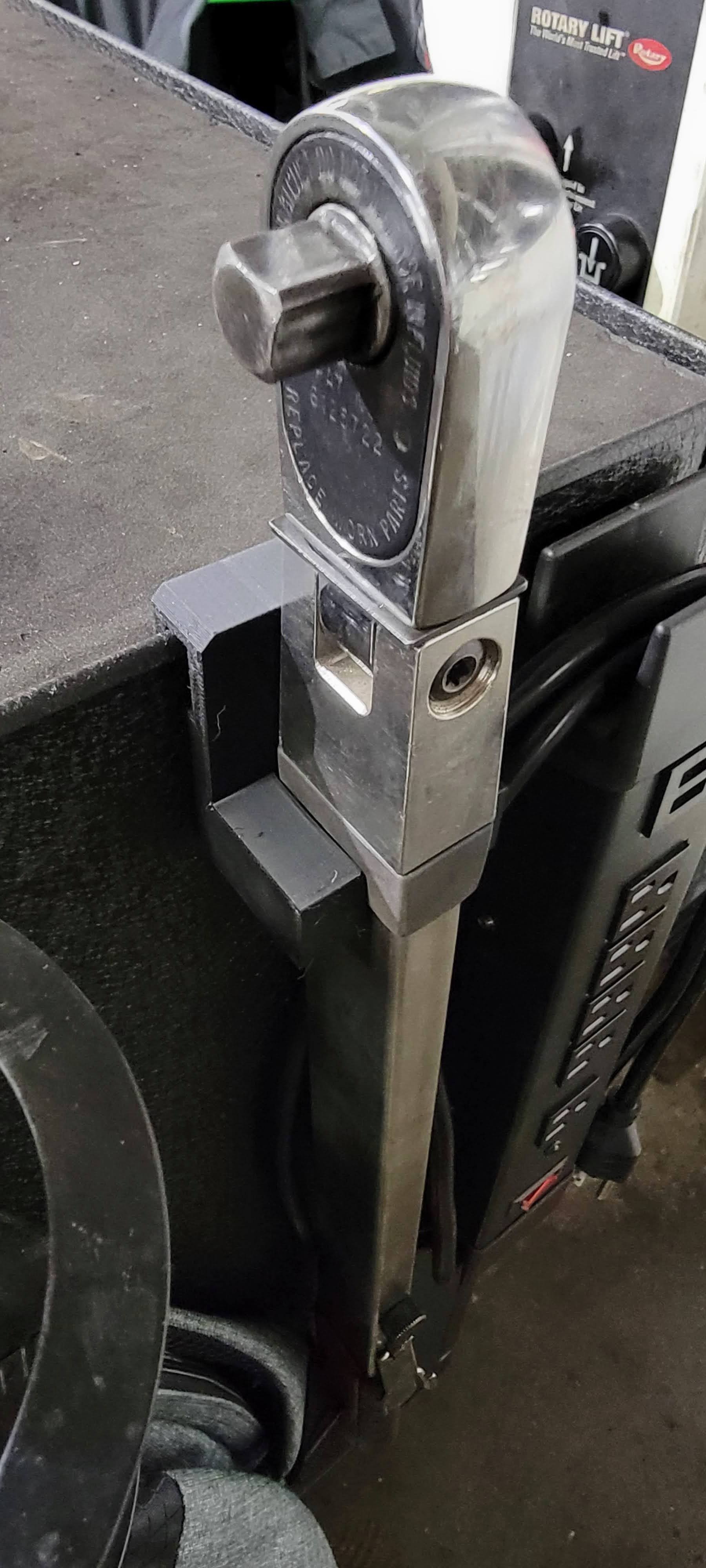 Torque Wrench Mount Bracket by Alan Porter | Download free STL model ...
