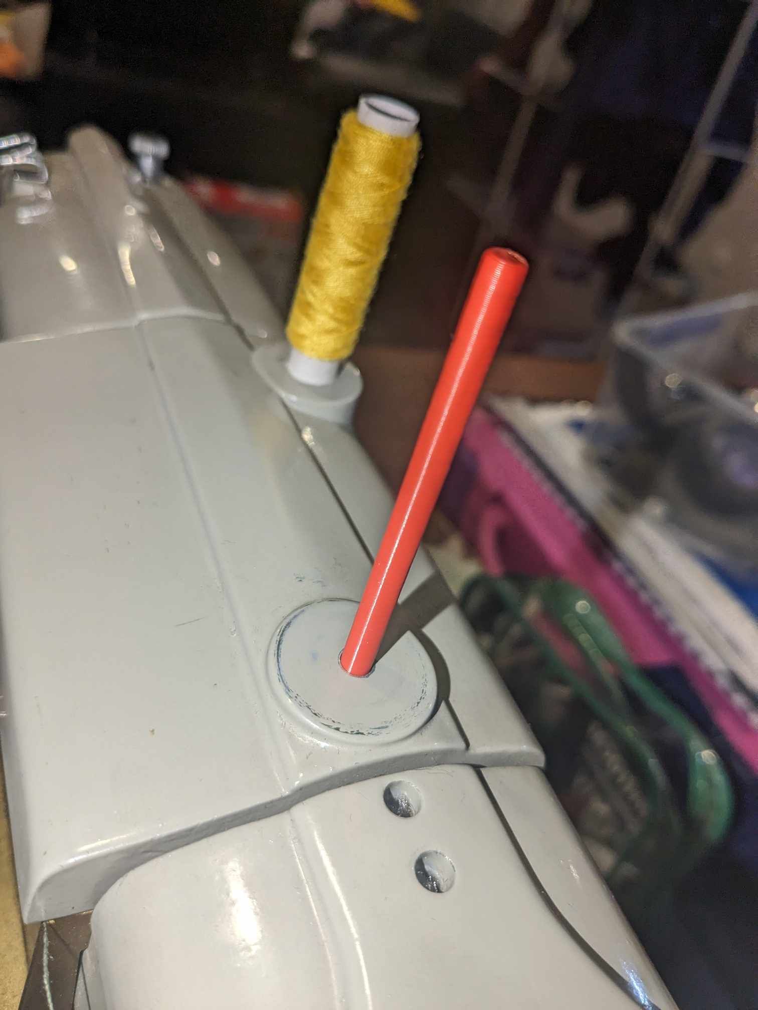 Thread pin for Singer sewing machine by Aesmo | Download free STL model ...