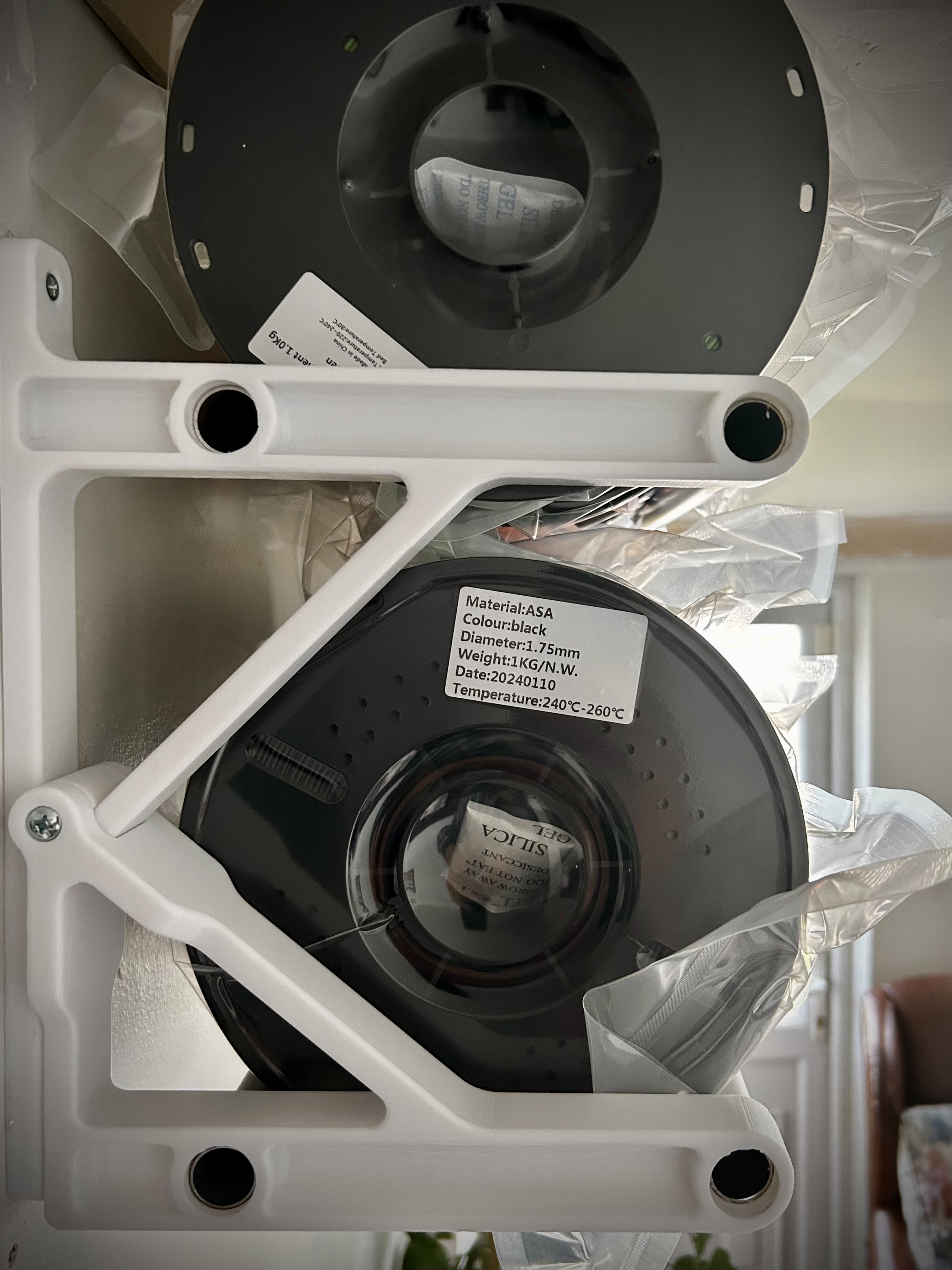 Filament pipe rack mounts by jattie | Download free STL model ...