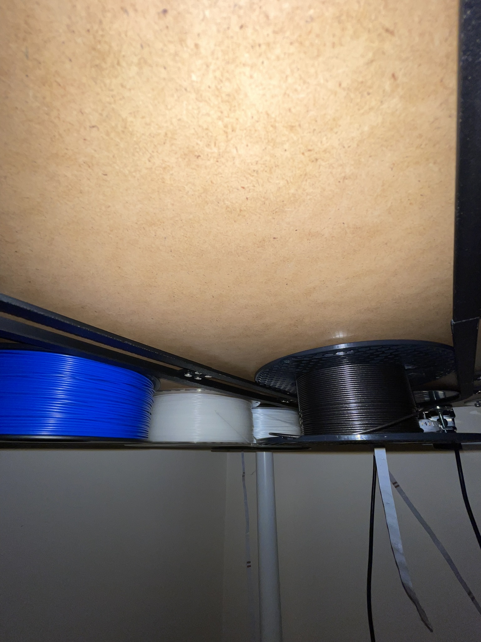 Filament Rail under desk by Leon Kabel | Download free STL model ...