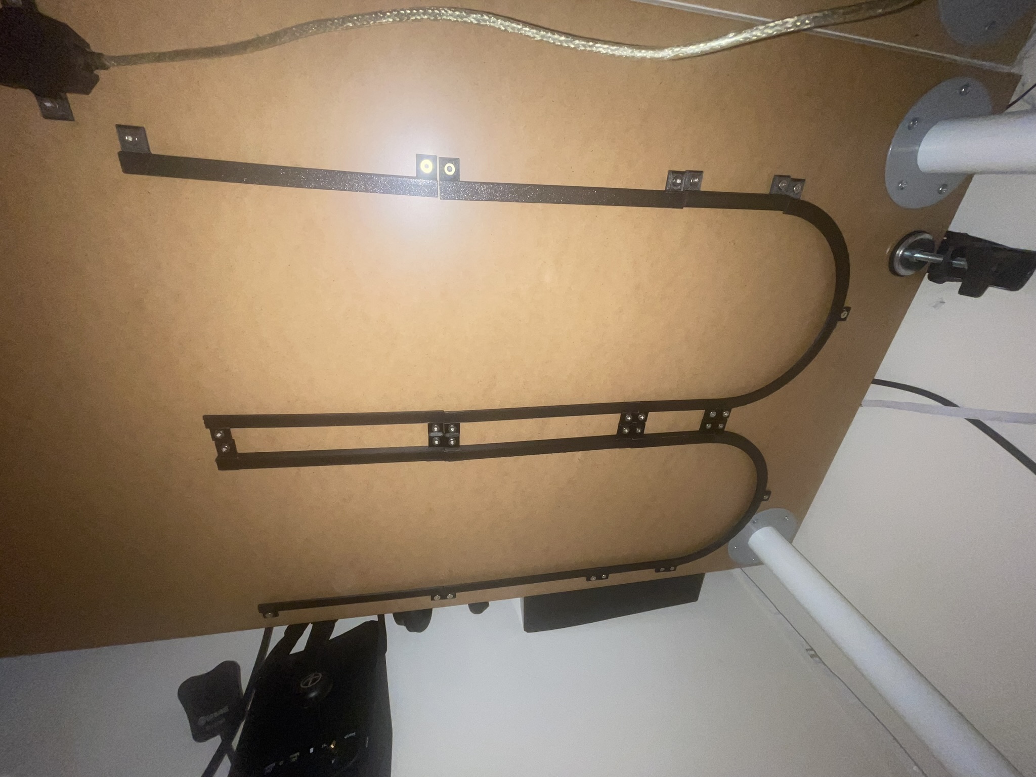 Filament Rail under desk by Leon Kabel | Download free STL model ...