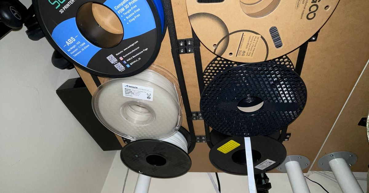 Filament Rail under desk by Leon Kabel | Download free STL model ...