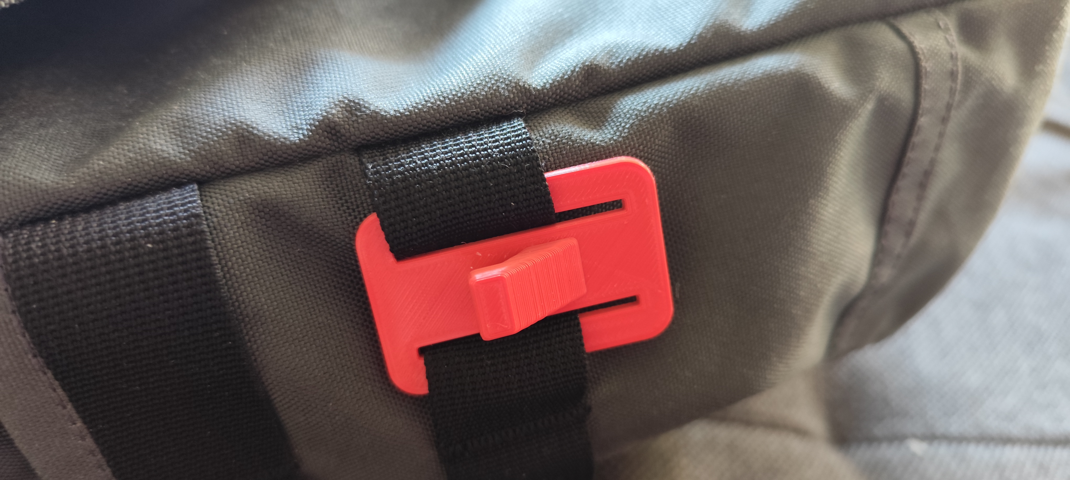 Molle hook by Miroslav Stulir | Download free STL model | Printables.com