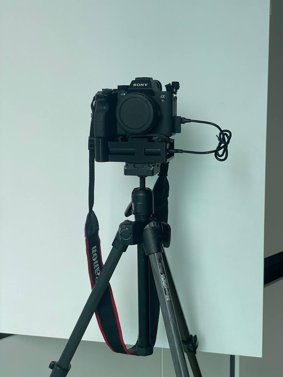 Sony Alpha Infinite Battery hack (USB-PD Powerbank mount) by Serial ...