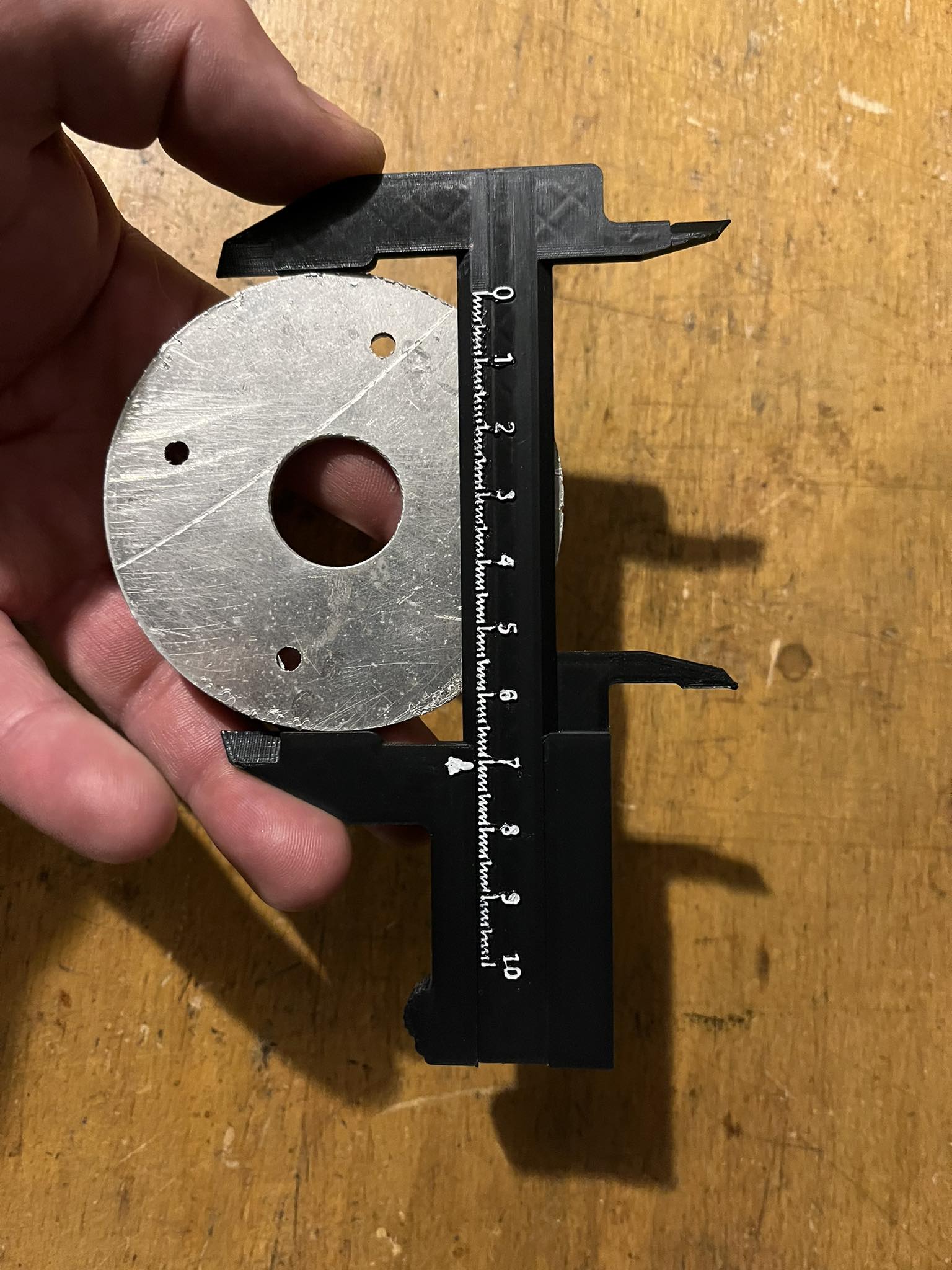 Posuvne meřítko, caliber, šuplera, posuvka, meřidlo by Ainon3Dtisk ...
