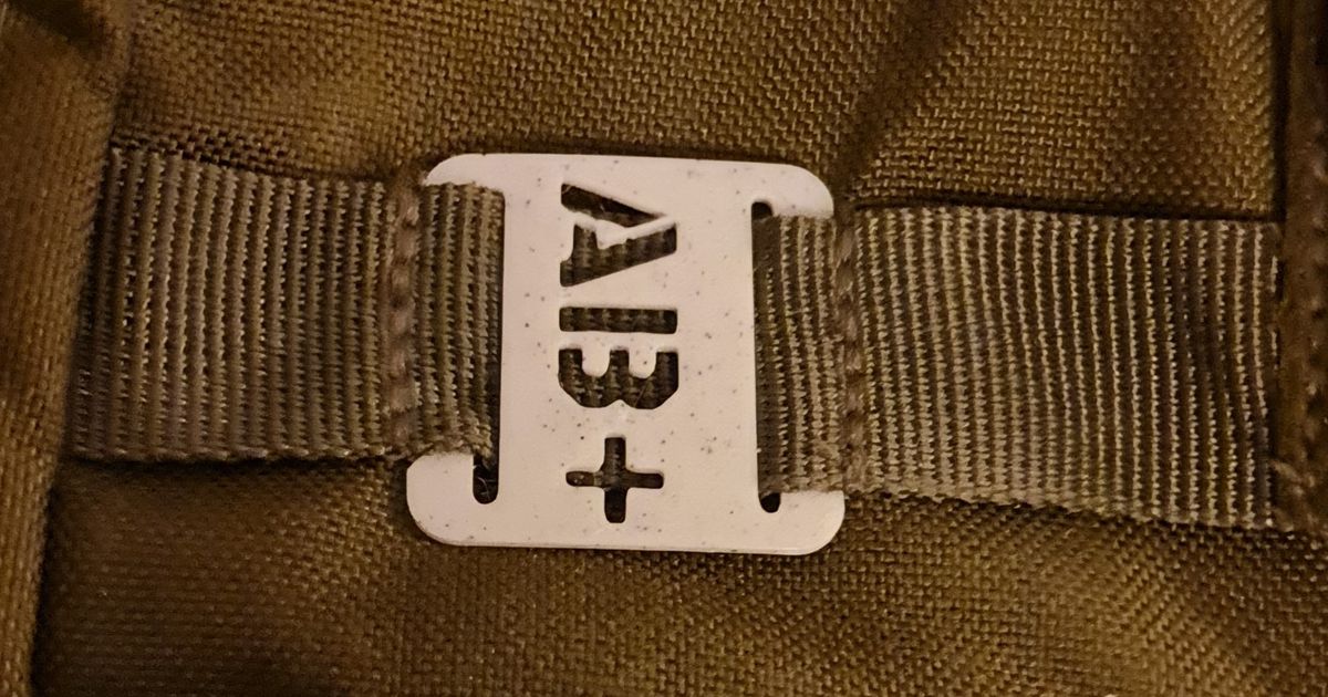 Mollesystem Blood type Tag by Spadin | Download free STL model ...