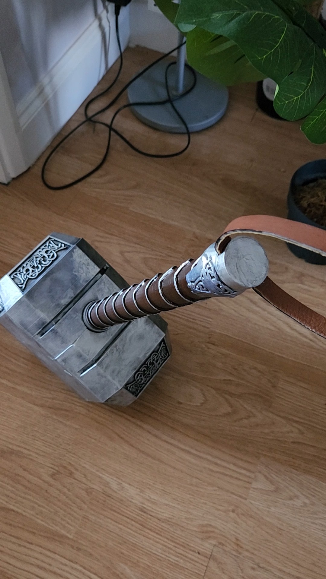 Thor's Hammer Mjolnir - Life-size Prop with wall mount by Vader ...