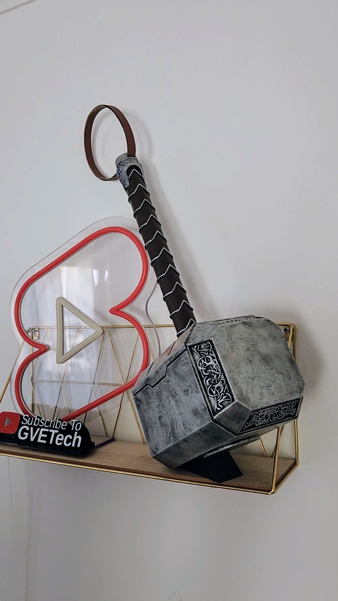 Thor's Hammer Mjolnir - Life-size Prop with wall mount by Vader ...