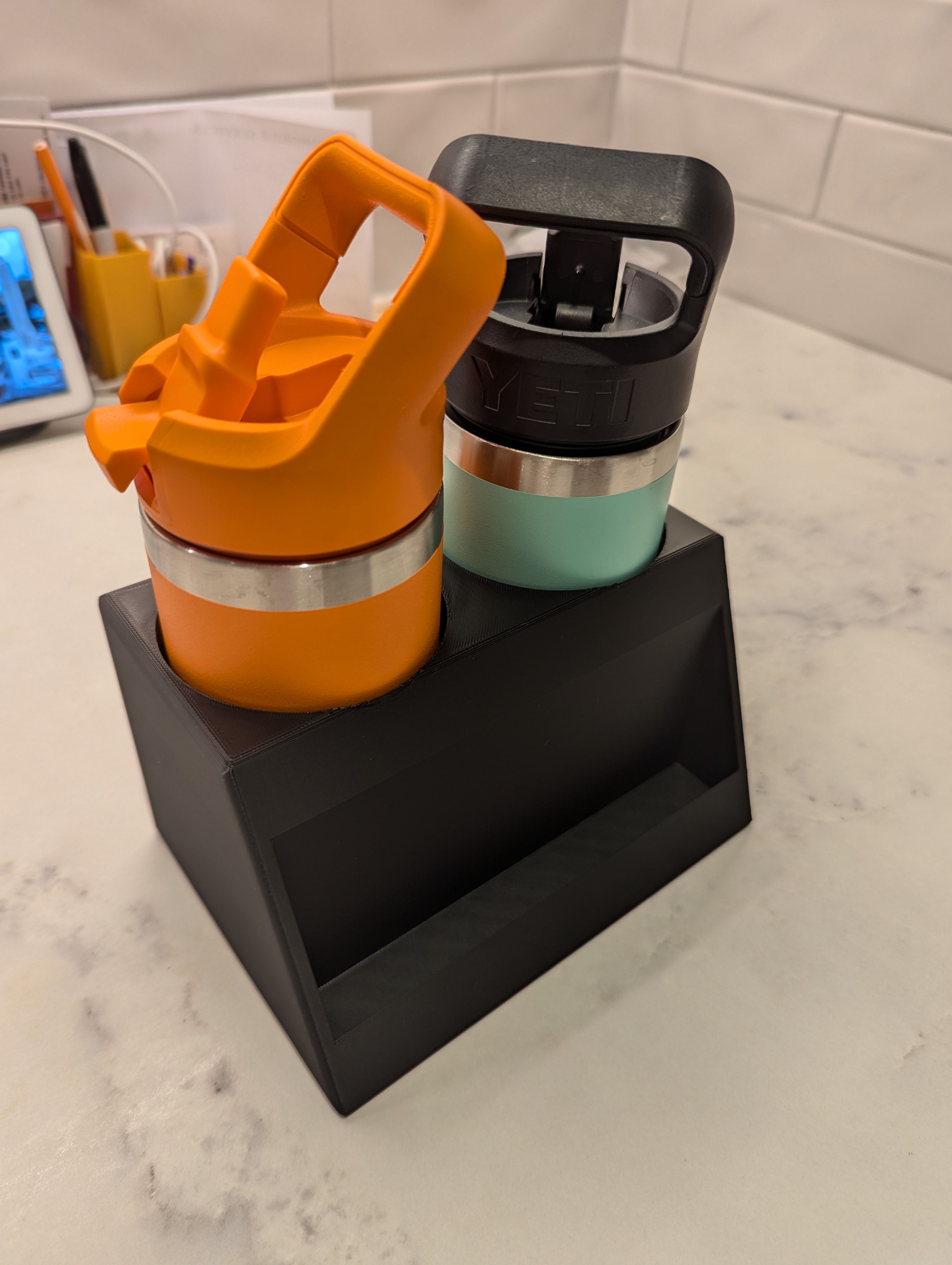 BMW Z4 (E89) double bottle holder for Yeti 12 / 18oz bottles by Nathan ...