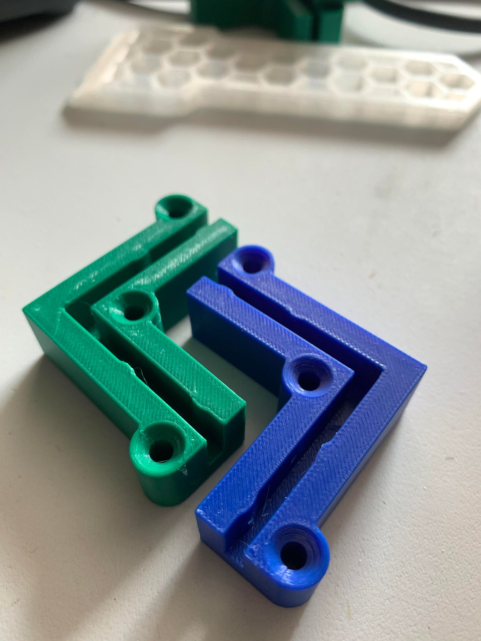 Corner bracket for acrylic sheet 3mm by Martin Jakobsen | Download free ...