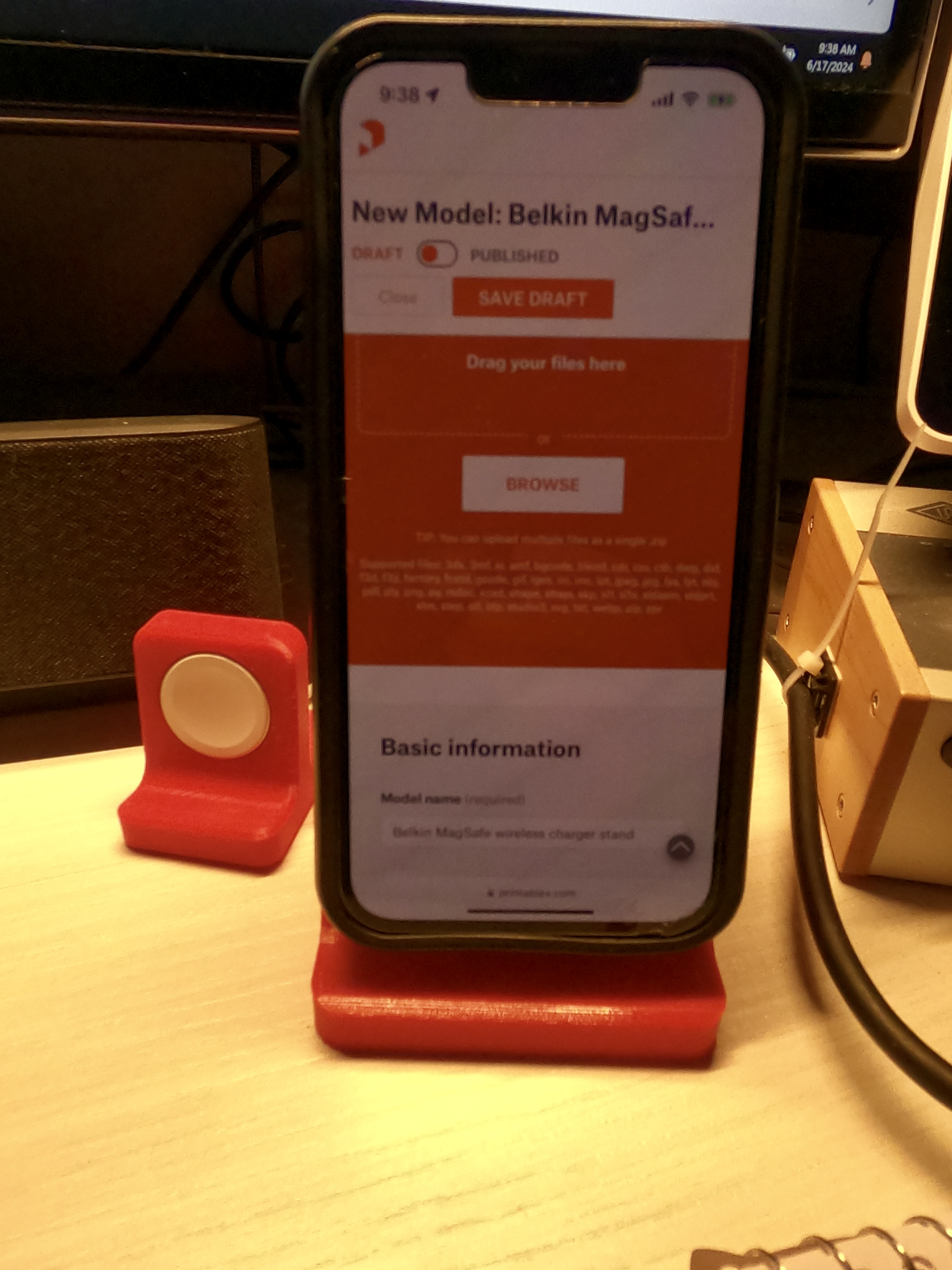 Belkin MagSafe wireless charger stand by YVR3DPrints | Download free ...