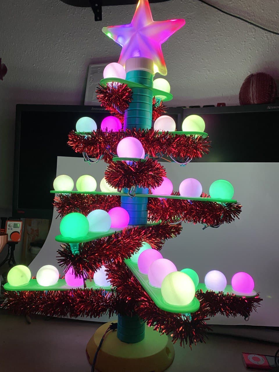 Stemfie christmas tree (400% scale) by El Mario Reus | Download free ...