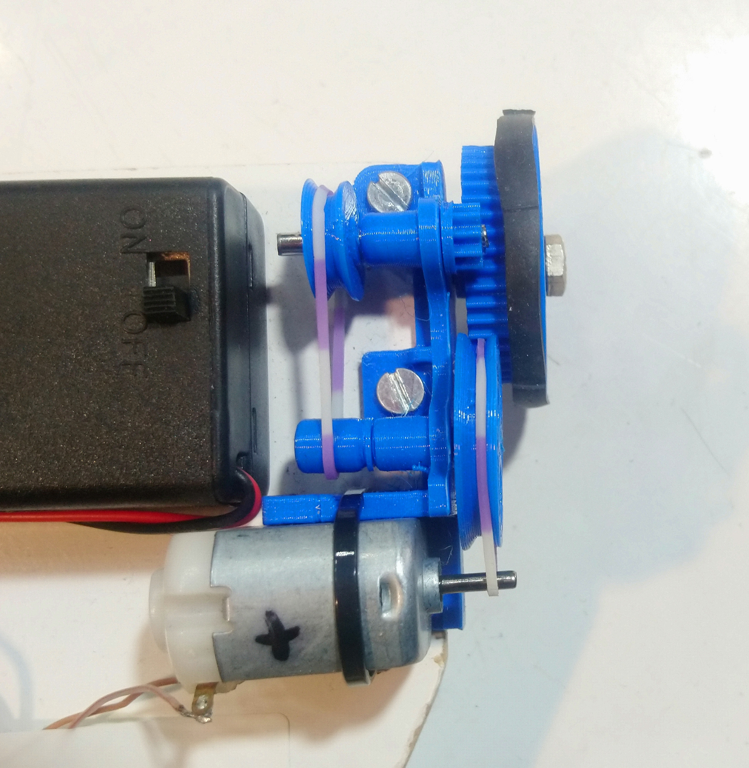 Simple Robot Car Wheel drive Train / Gearbox by Joekutz's workbench ...