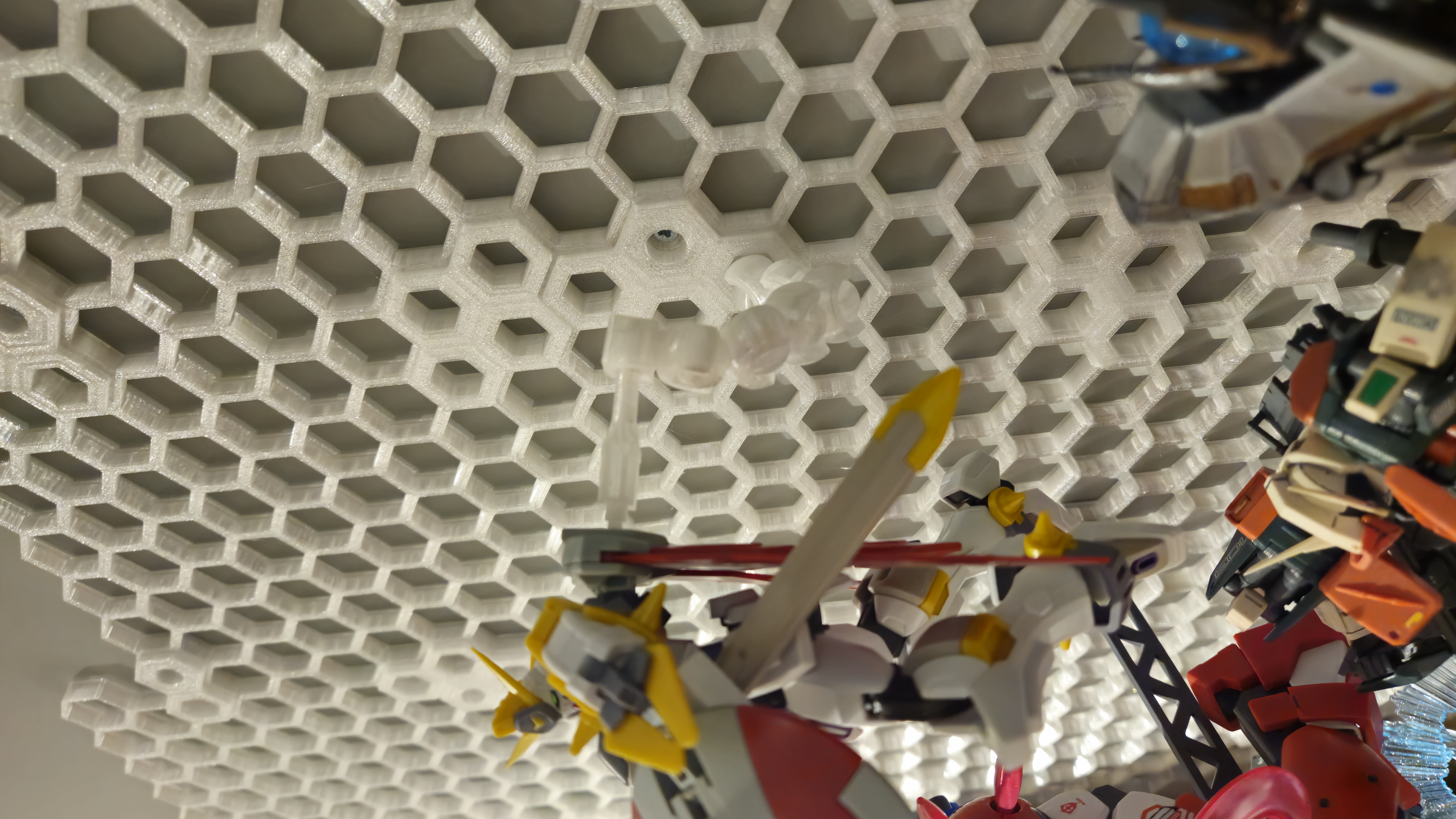 Flexible and posable display arm for Gundams on the HSW by J T ...