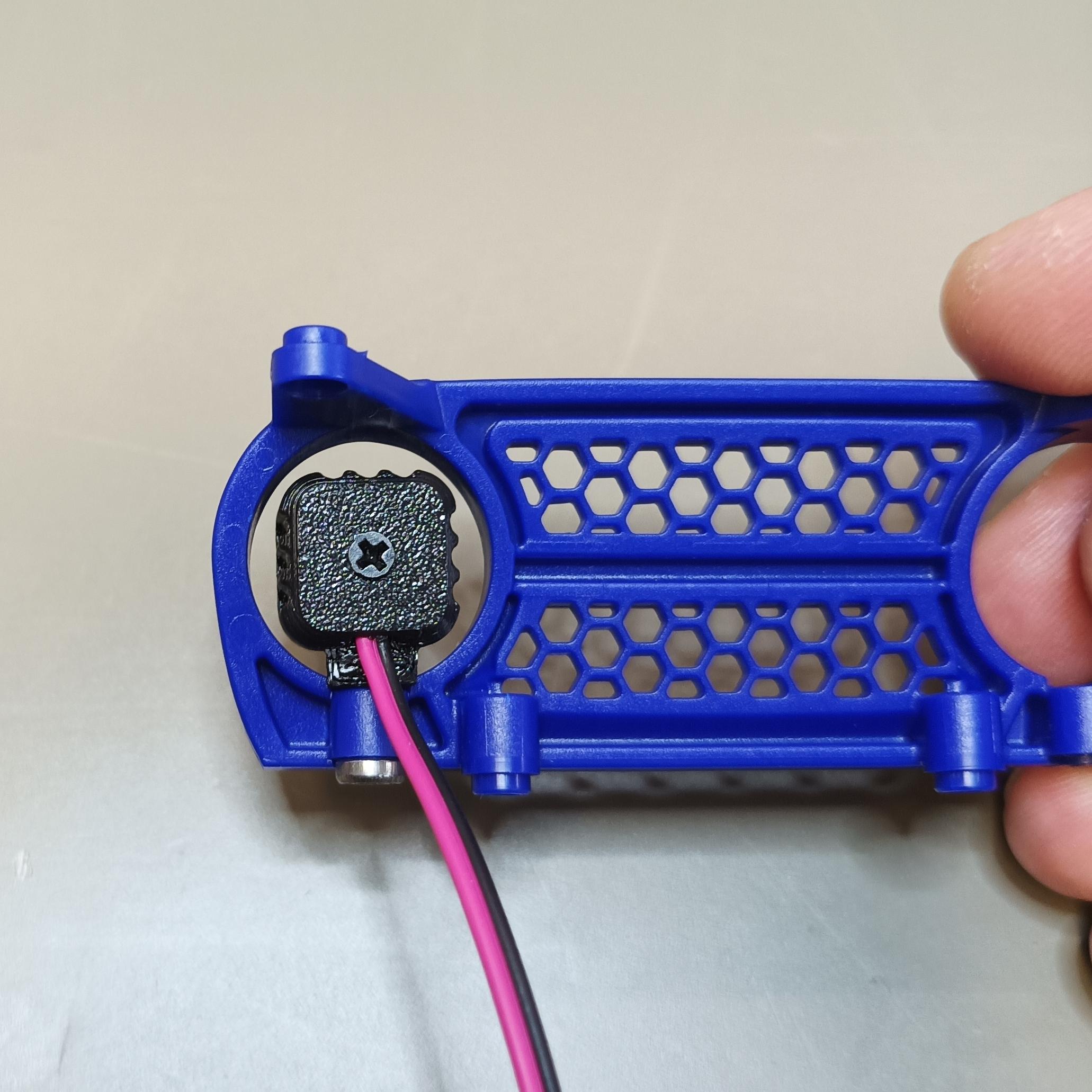 2x2 LED scale auxiliary light by ikletti | Download free STL model ...