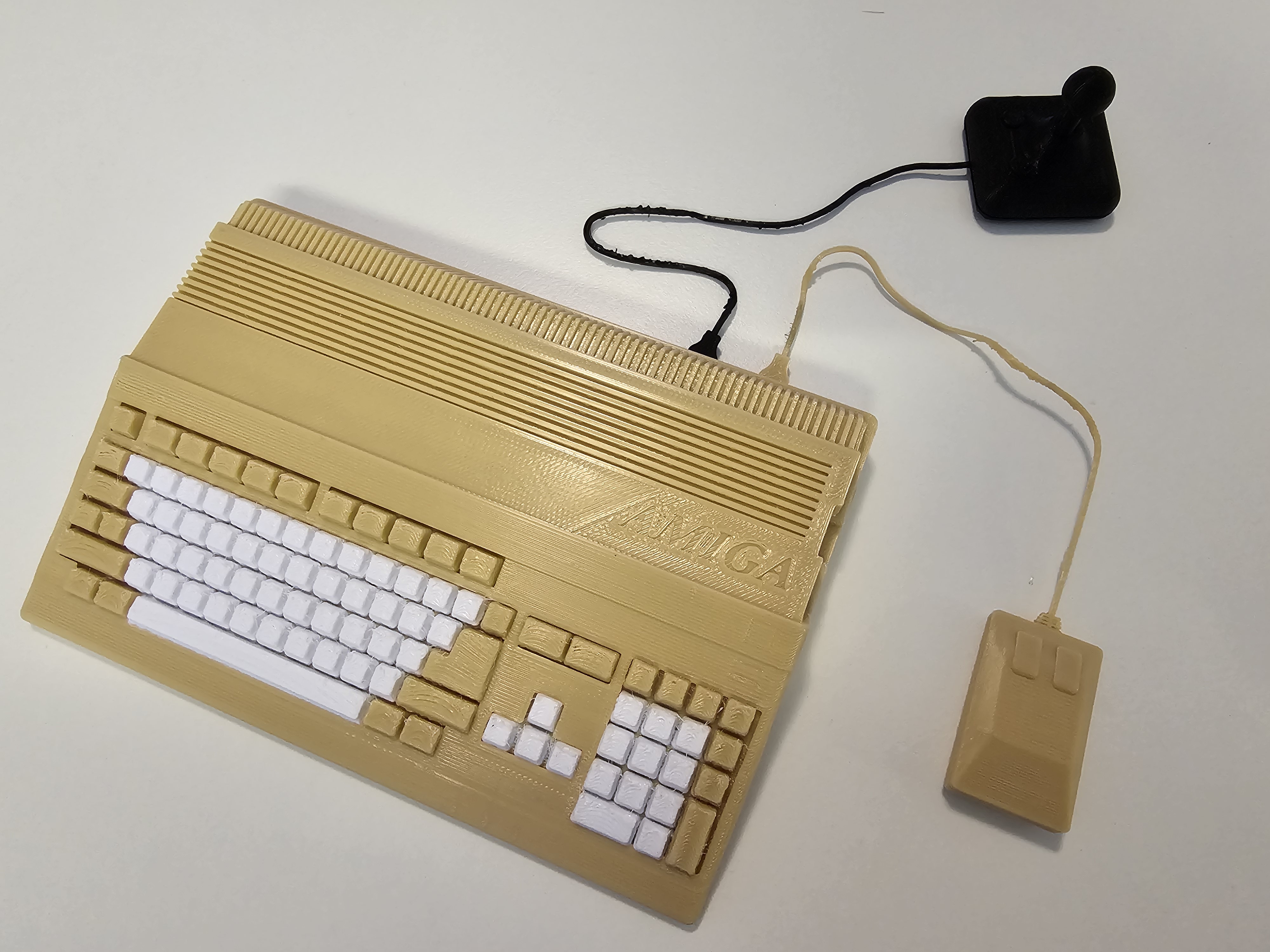 Amiga tank mouse ( in 1:3 scale roughly) by Eetu Harjumaa | Download ...