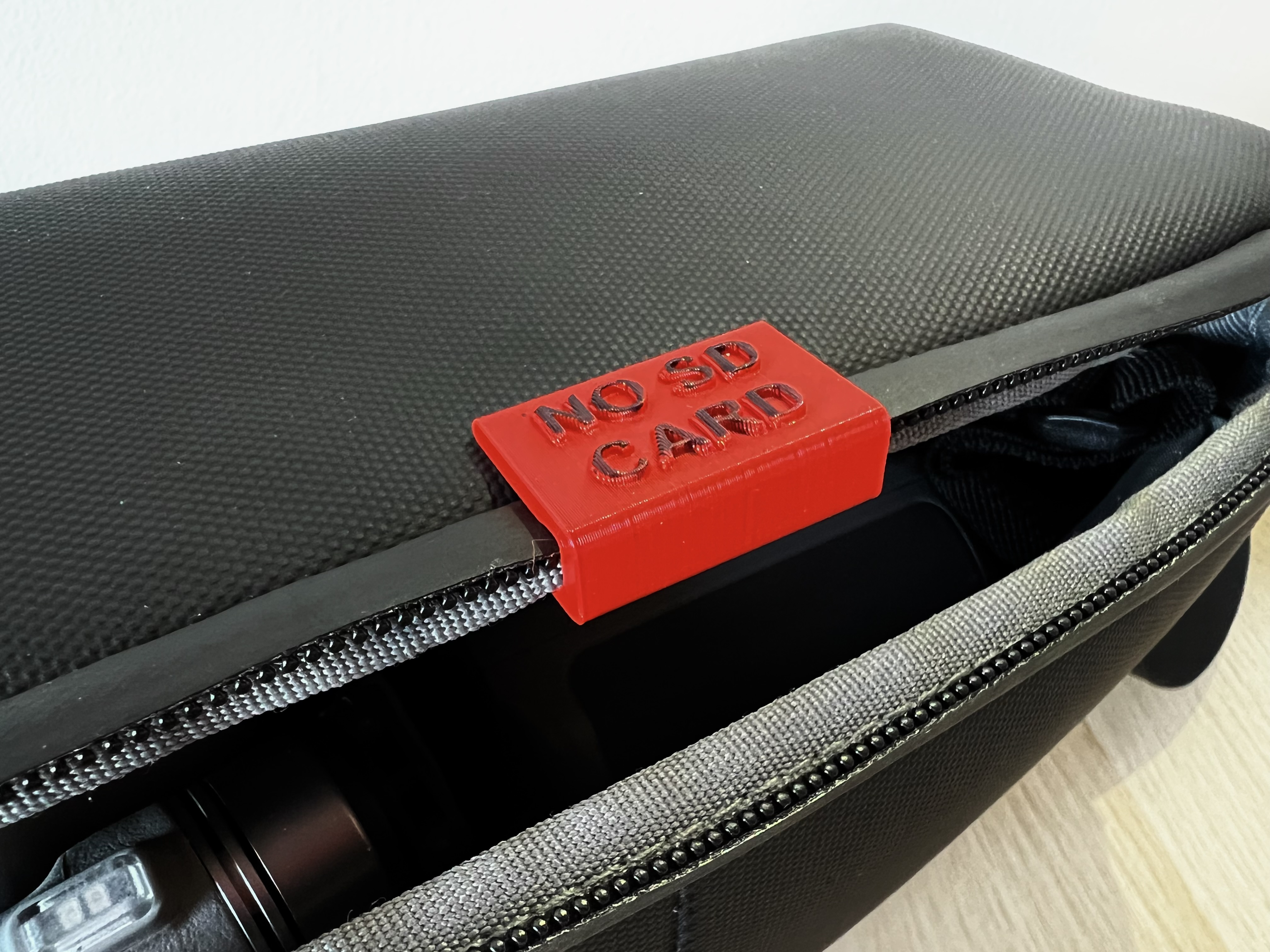 NO SD CARD reminder by Zuzka | Download free STL model | Printables.com