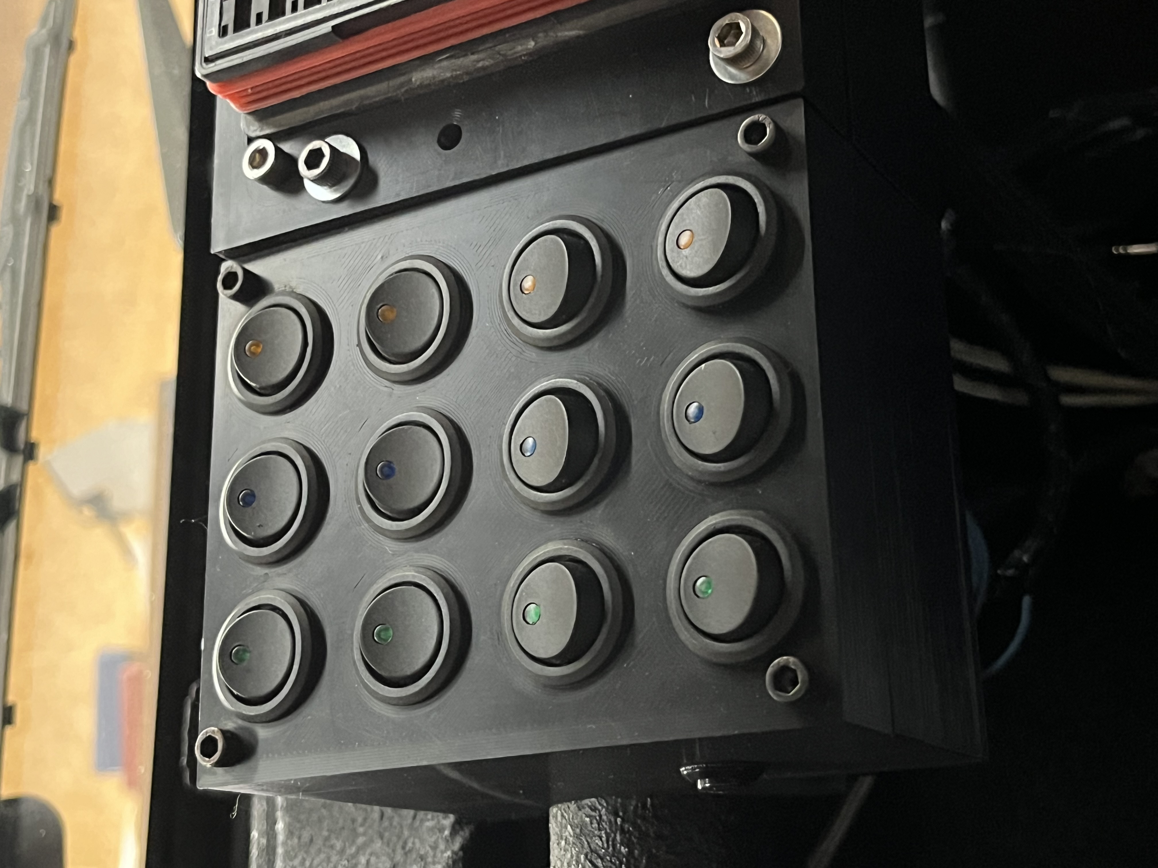 Rocker Switch Box - 1.75" rollcage by Alloysome | Download free STL ...