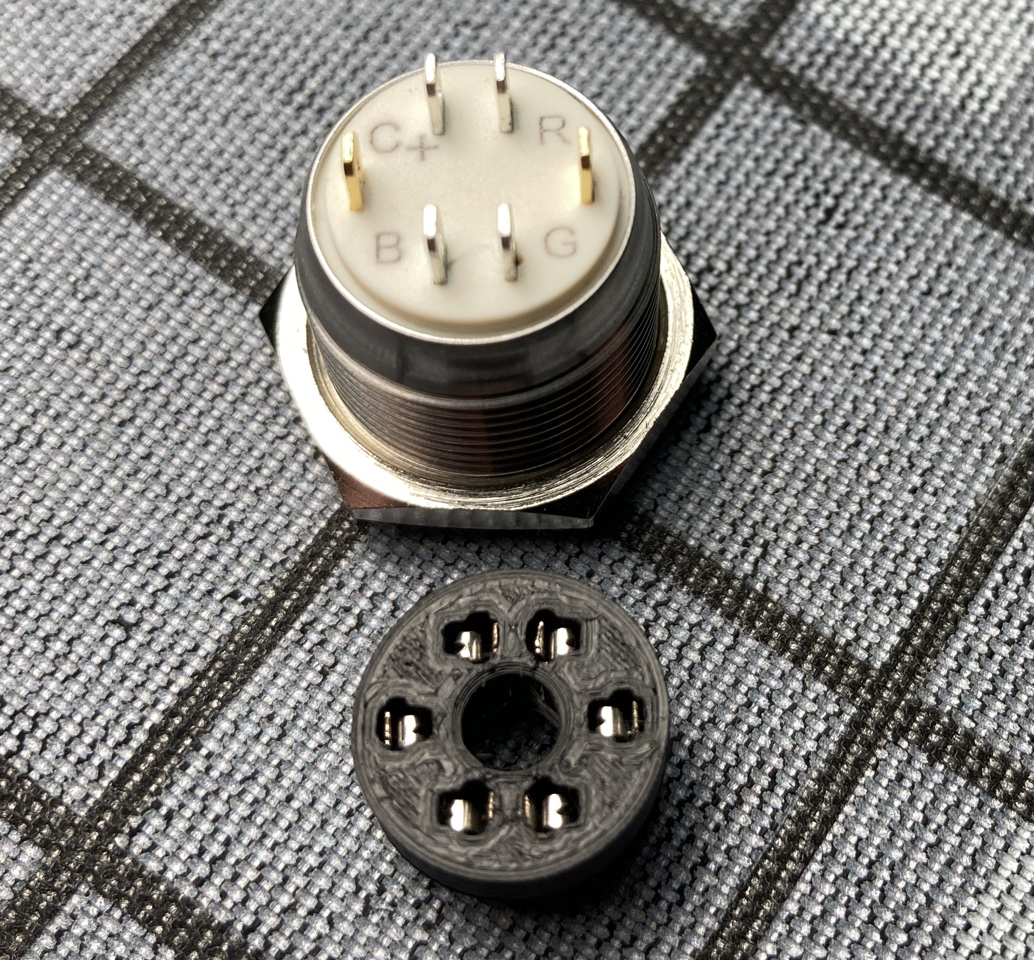 Socket for Adafruit RGB pushbutton by Skybob22 | Download free STL ...