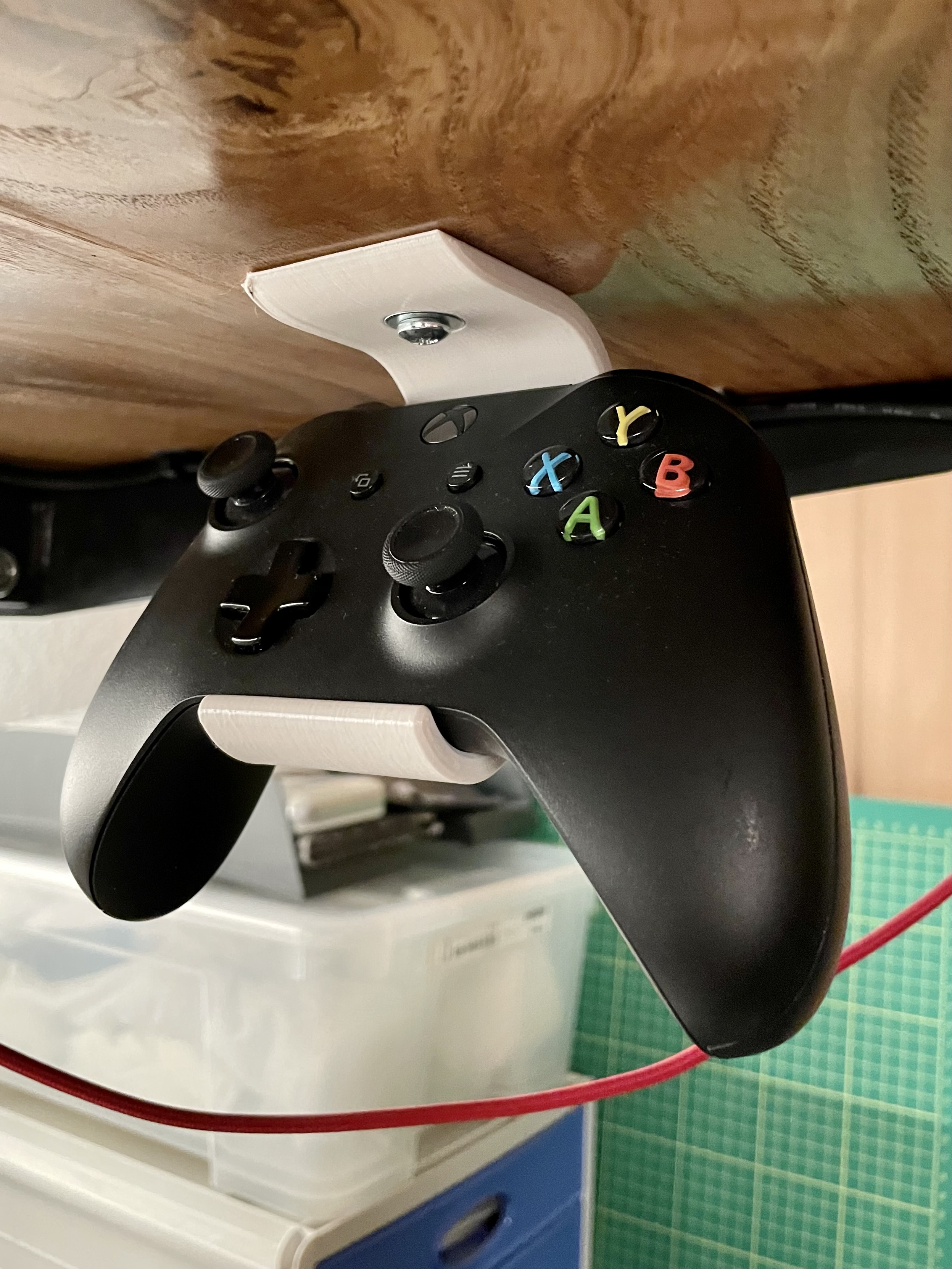 Wireless Controller Hook for Xbox / PS4 / Nintendo Switch Pro by ...