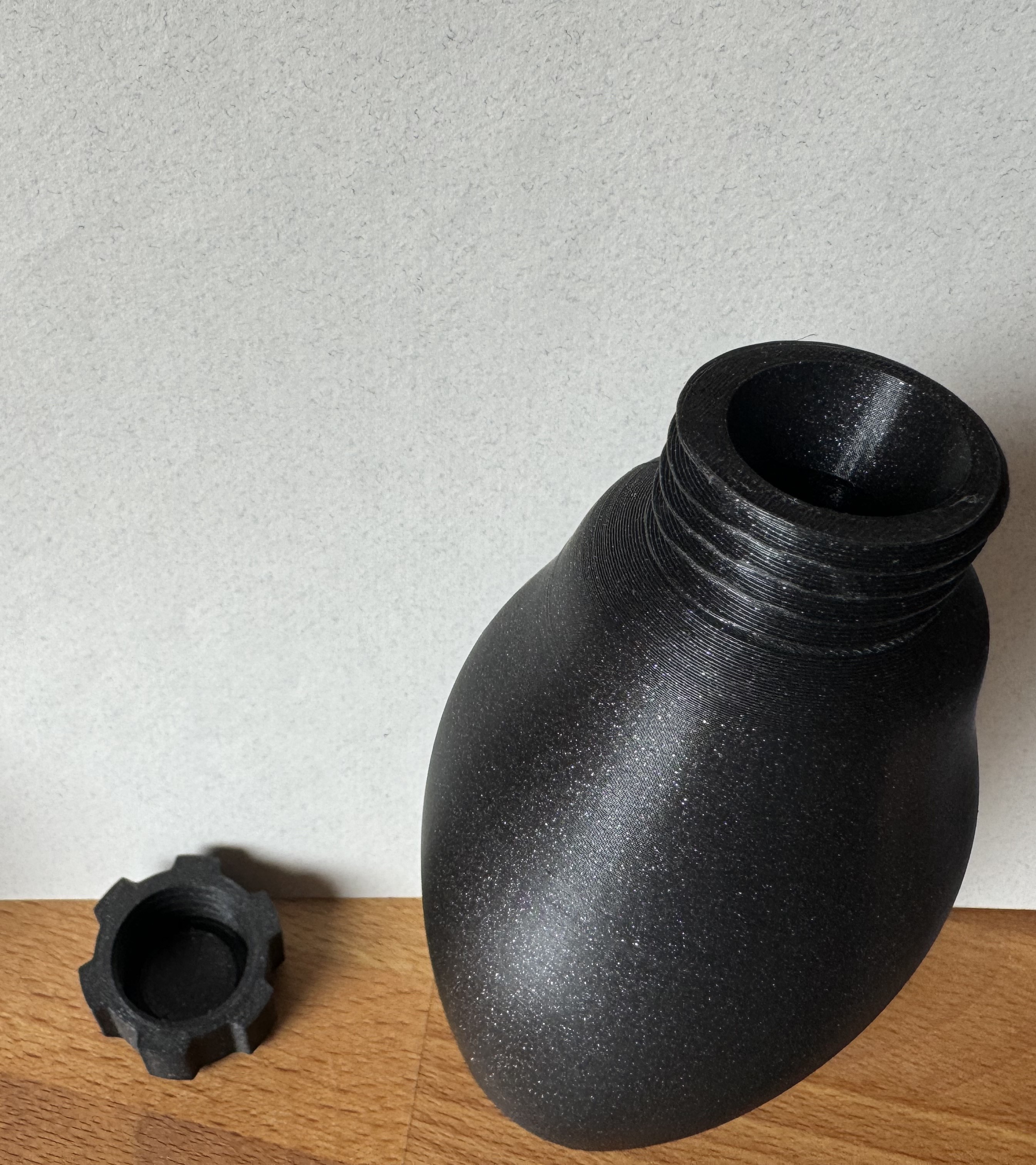 Simple Bottle by Eso | Download free STL model | Printables.com