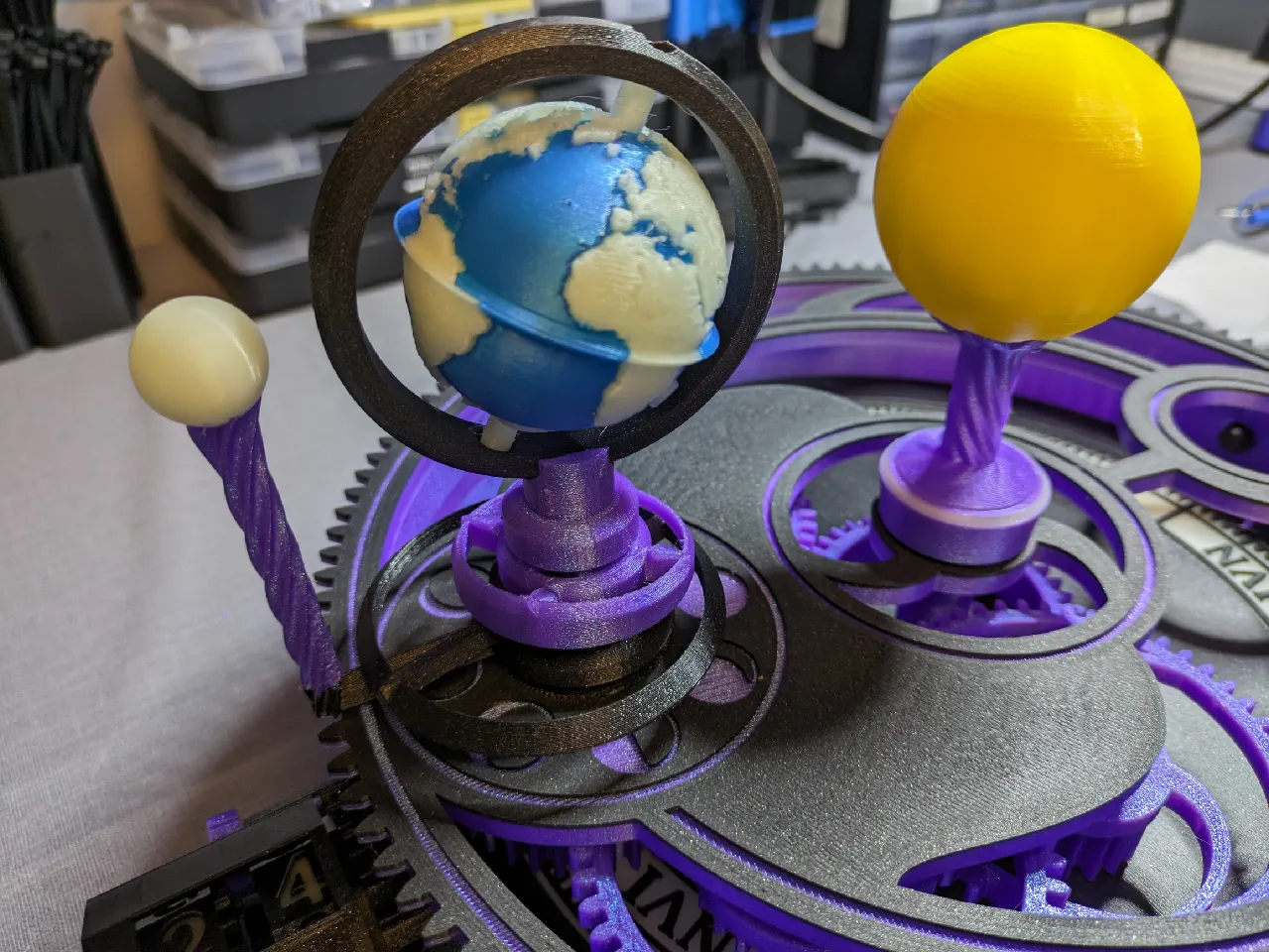 Mechanical Orrery - 1.5 scale on XL! by Tim | Download free STL model ...