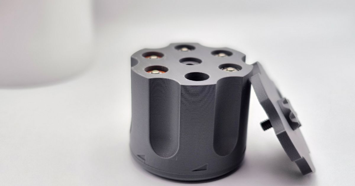 AAA Battery Revolver Stand by SilentYetiDesigns | Download free STL ...