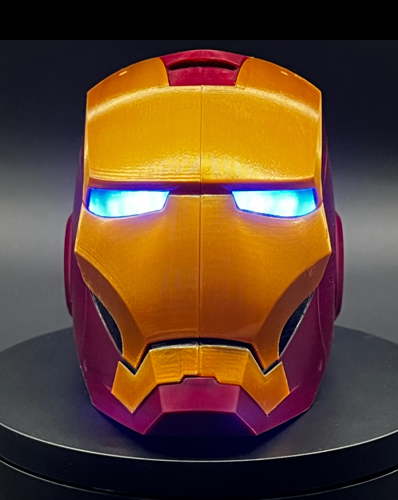 Iron Man Head Desktop Display & 600% Dummy 13 With Lighted Eyes by ...