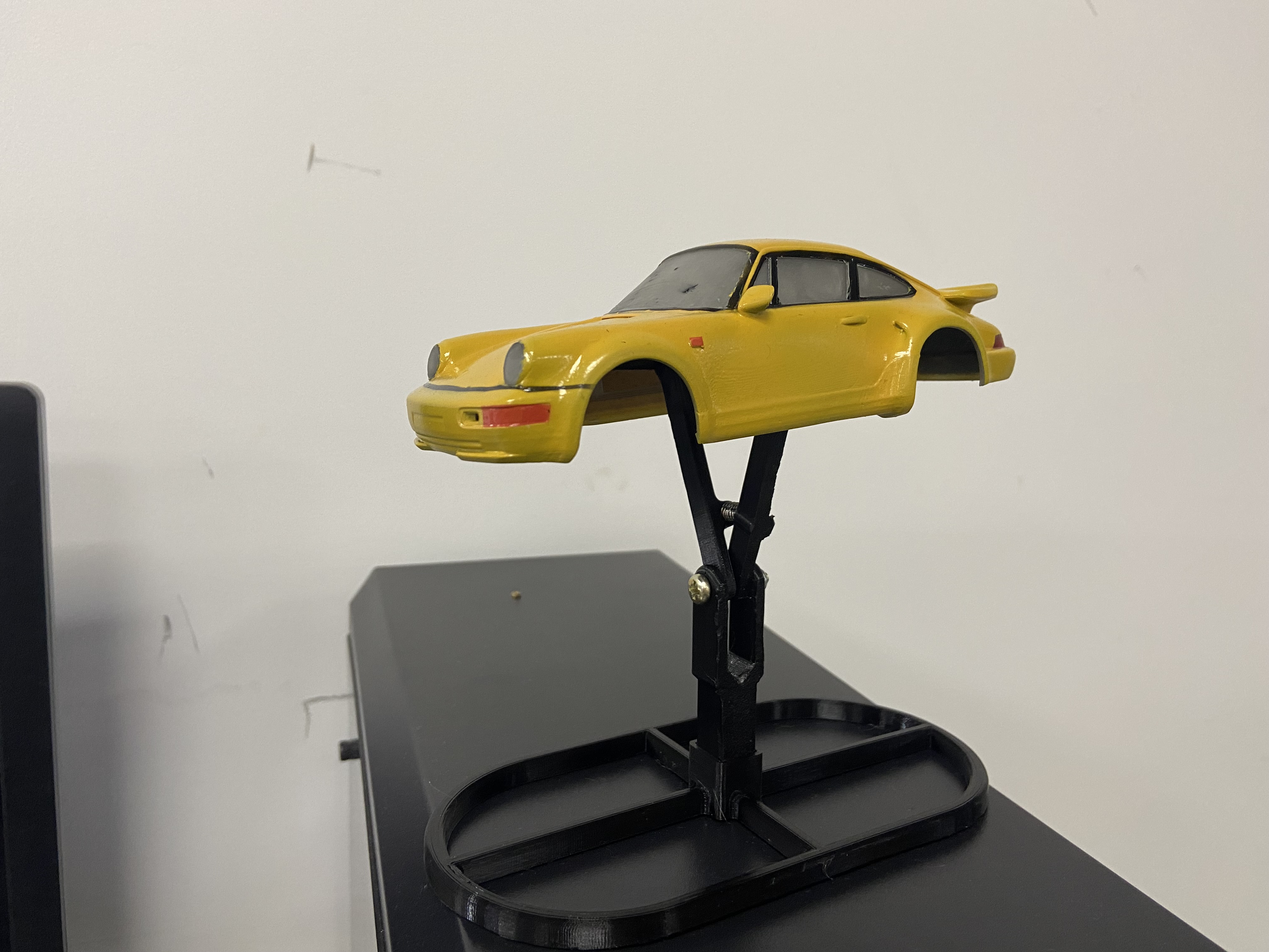 Miniature Auto Shell Body Painting Stand by KAYMOST | Download free STL ...