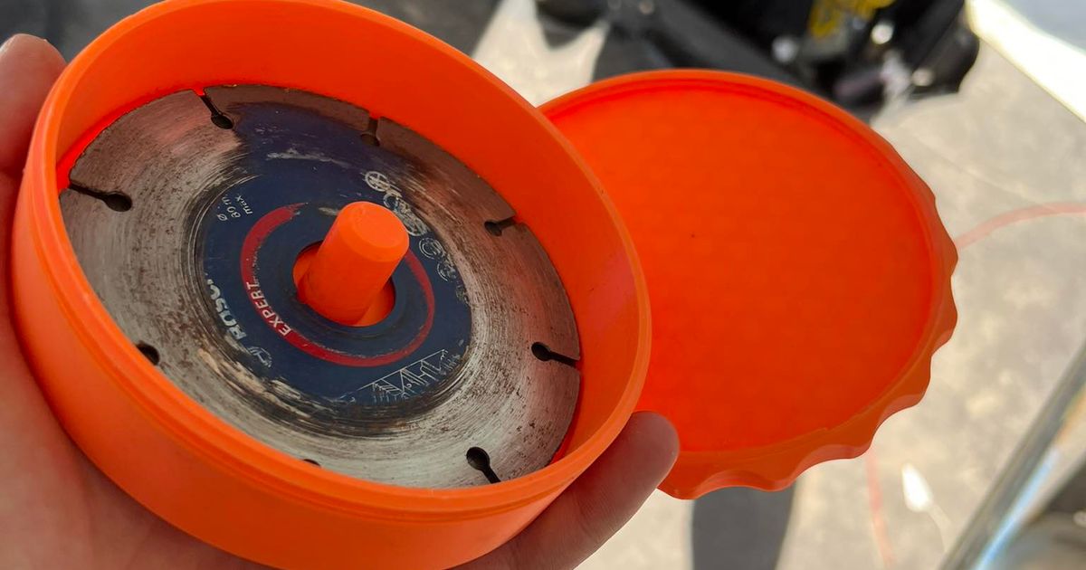 Angle Grinder Disc Box 115mm by Dziobaasty | Download free STL model ...