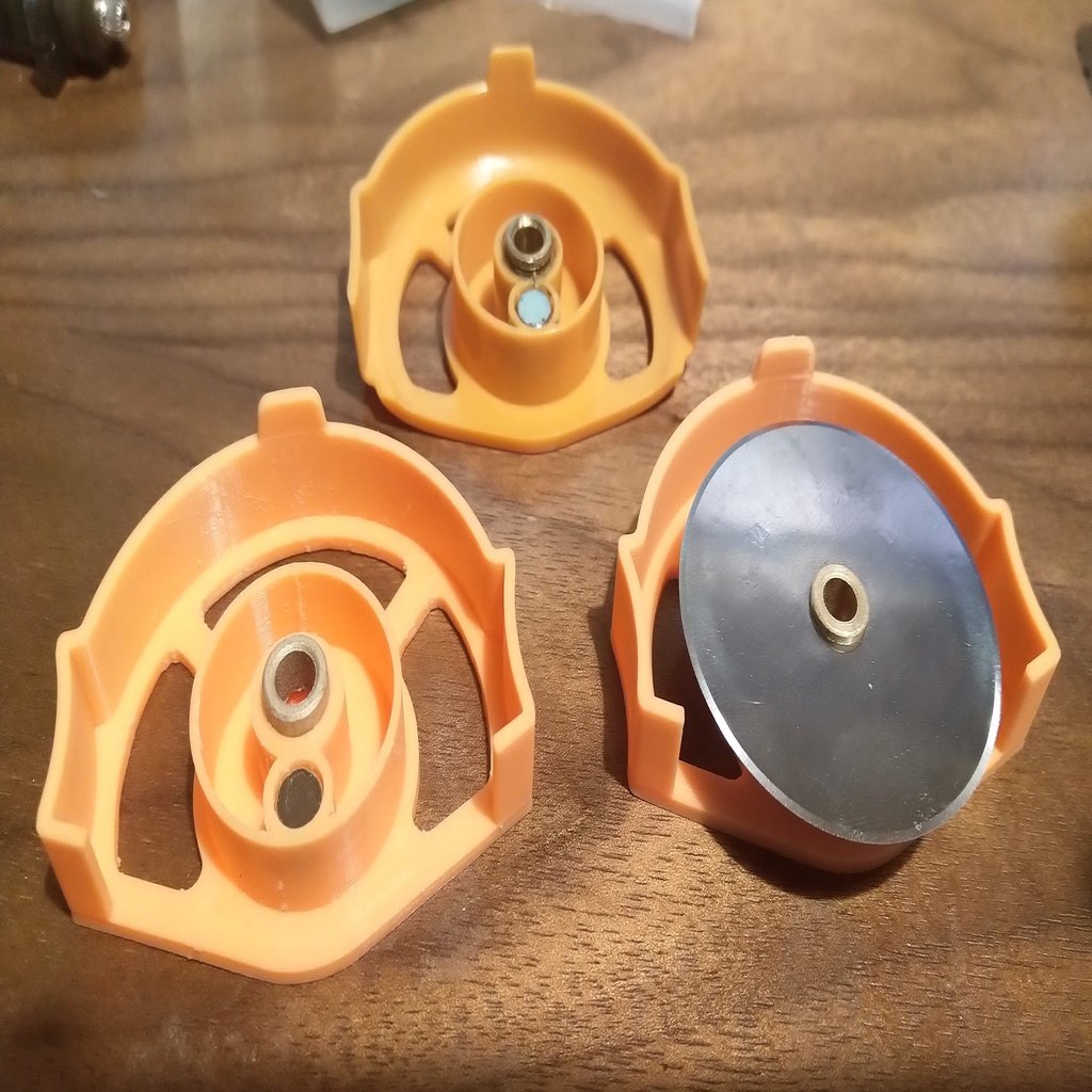 Magnetic Blade Guard for Fiskars Rotary Cutter Ruler by ali1234 ...