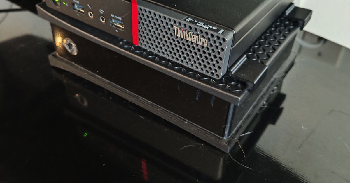 Thinkcentre M900 Modem Stand by Chippy317 | Download free STL model ...