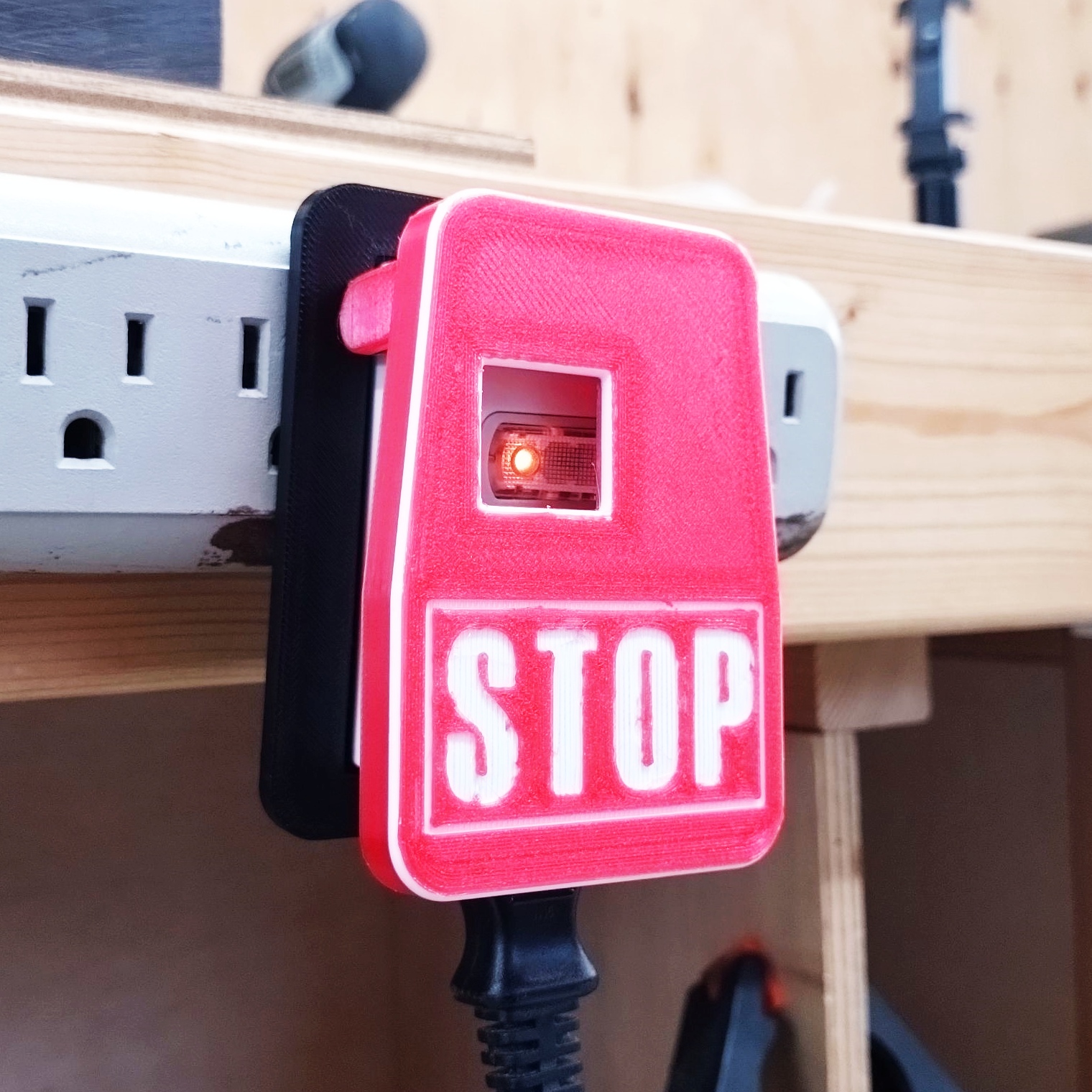 e-stop switch emergency stop switch von きよさん | Kostenloses STL-Modell ...