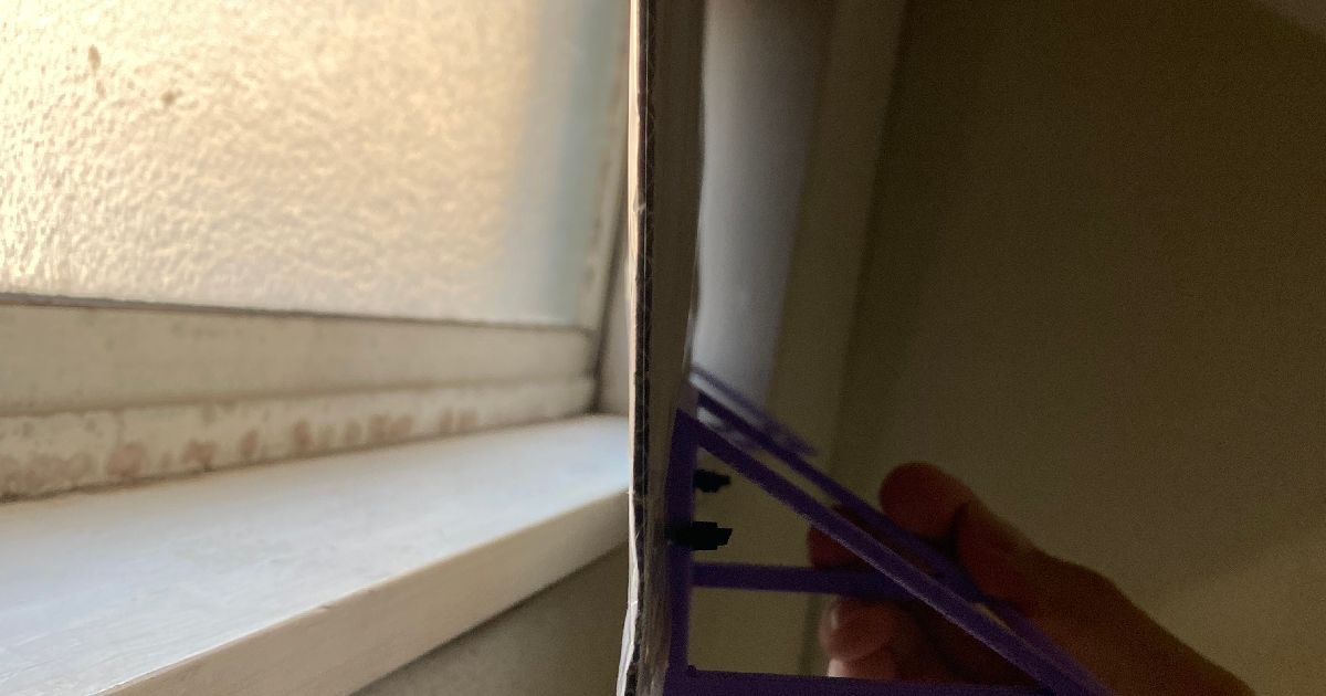 Light-blocking Panel Support by Megabits Studio | Download free STL ...