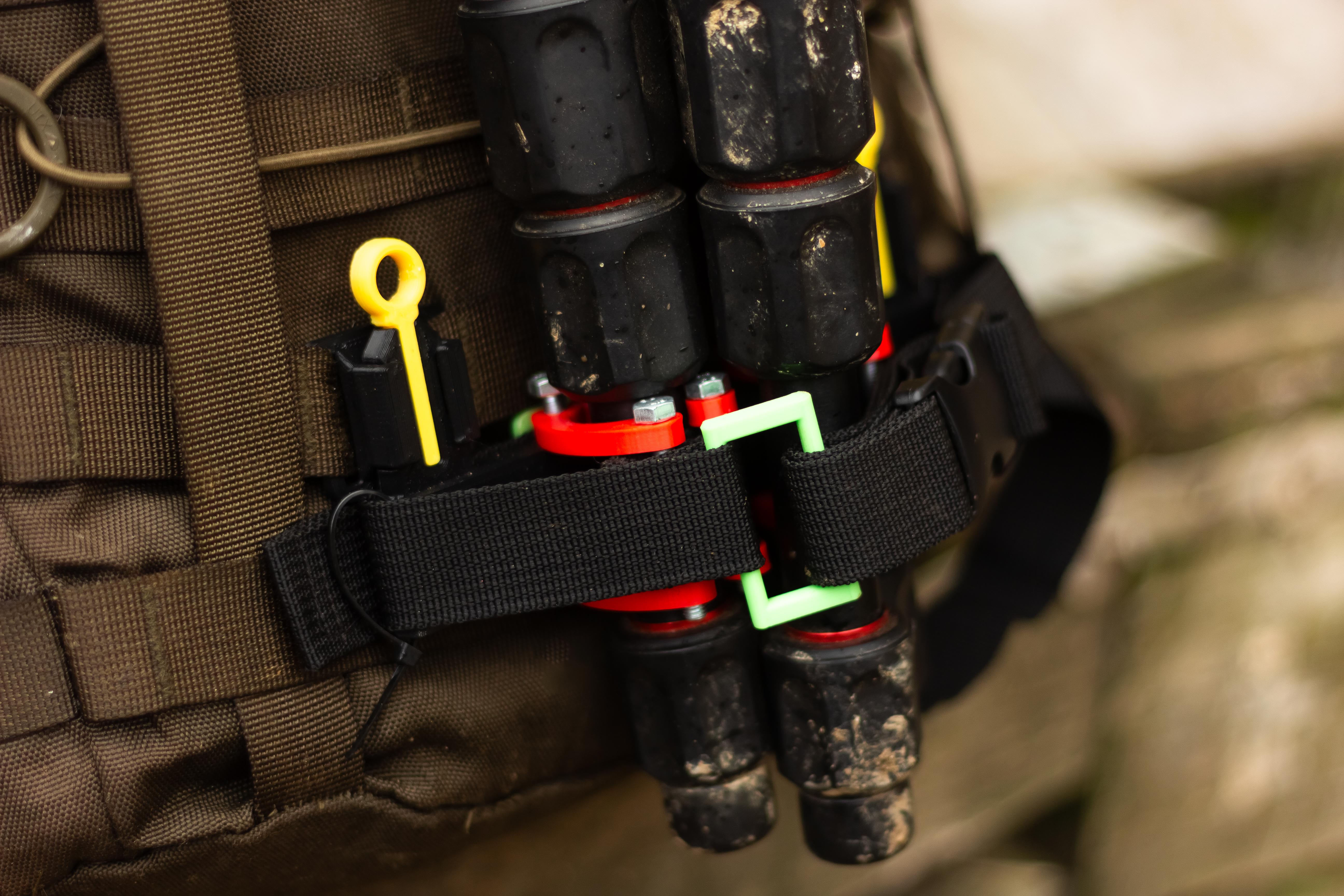 QUICK-CLIP mole compatible BACKPACK TRIPOD MOUNT by Igotocds | Download ...