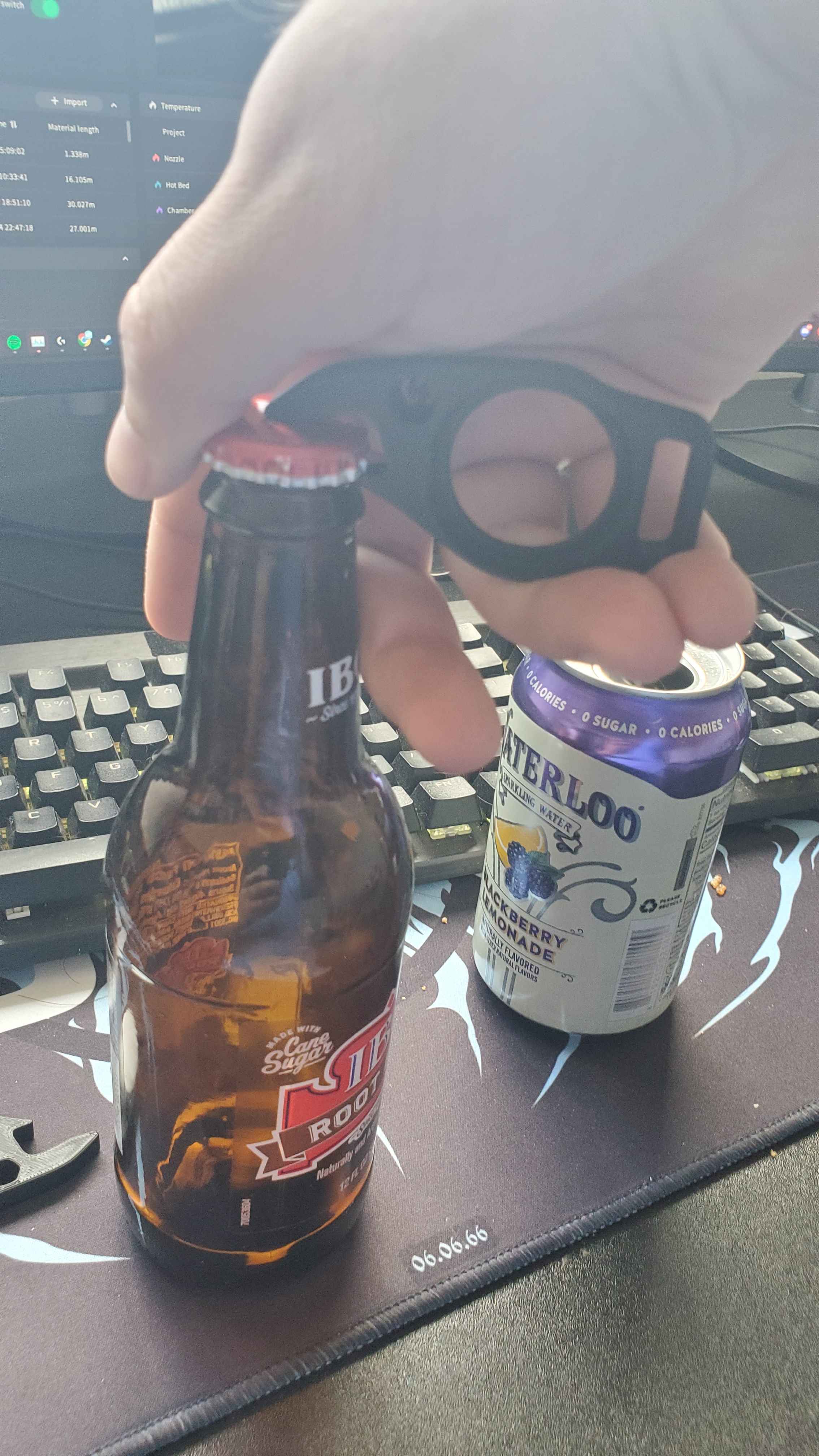Airtag Multi Tool Keychain by Sheepo | Download free STL model ...