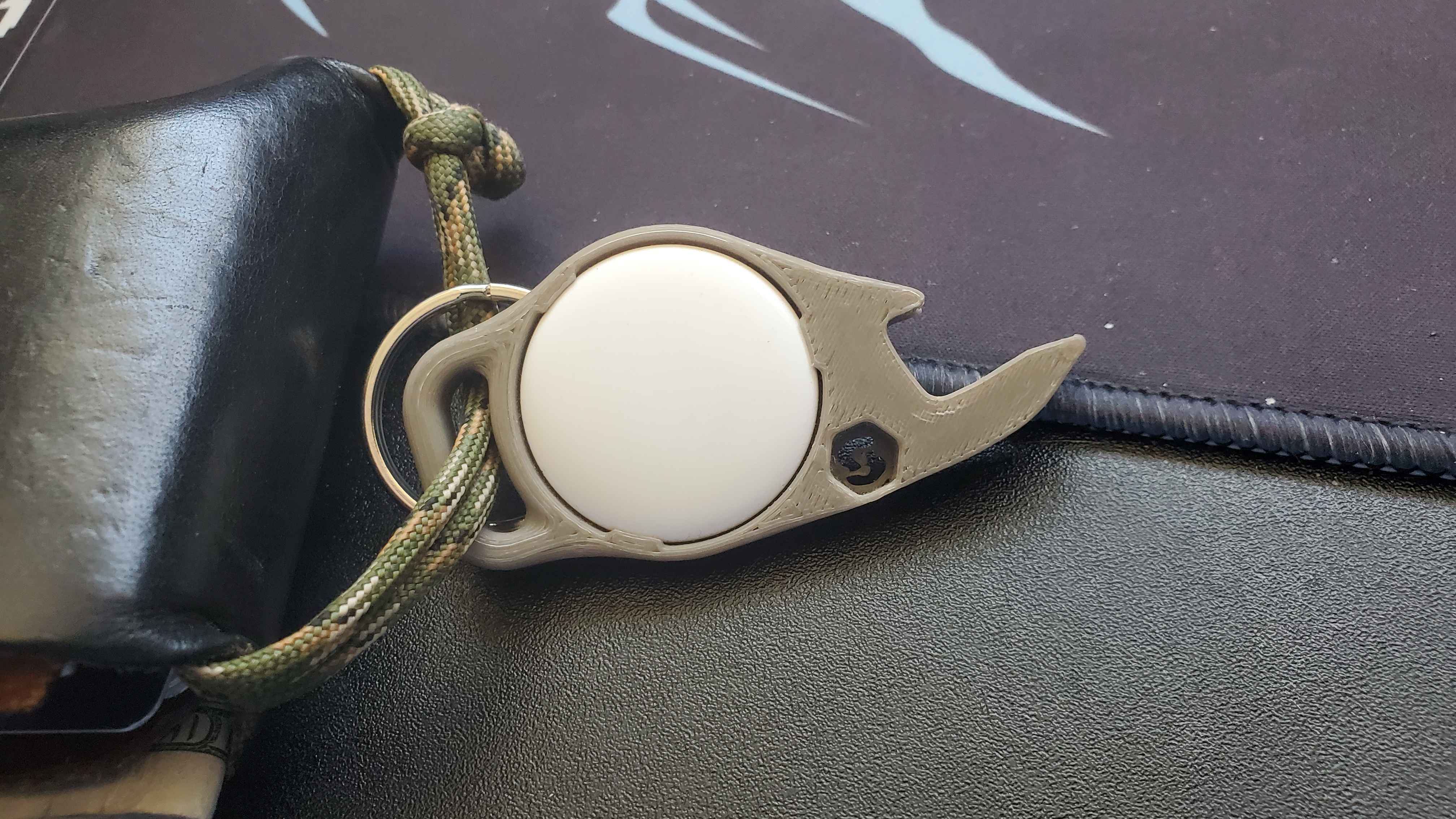 Airtag Multi Tool Keychain by Sheepo | Download free STL model ...