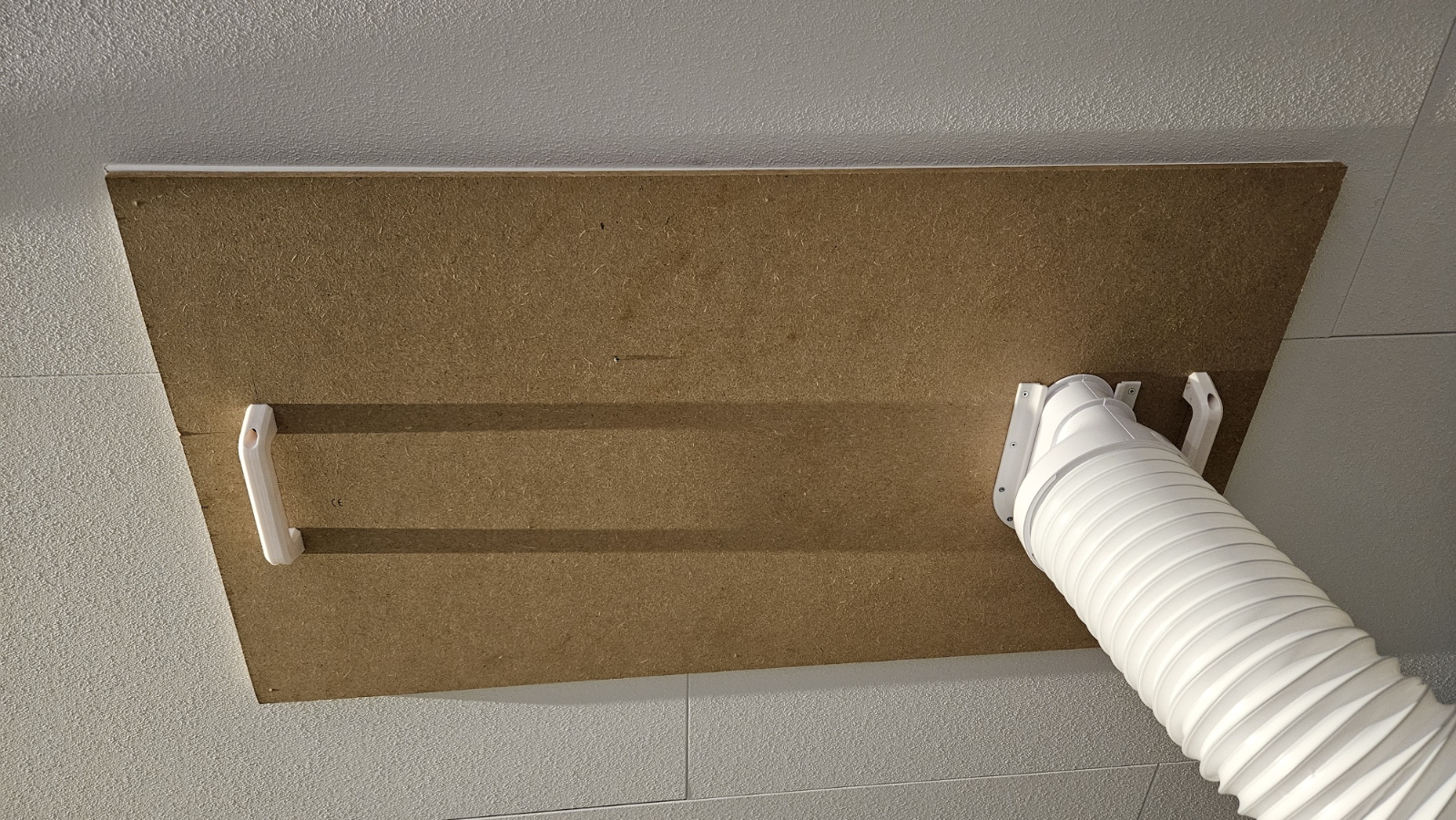 AEG chillflex pro air duct by LutraVulgaris | Download free STL model ...